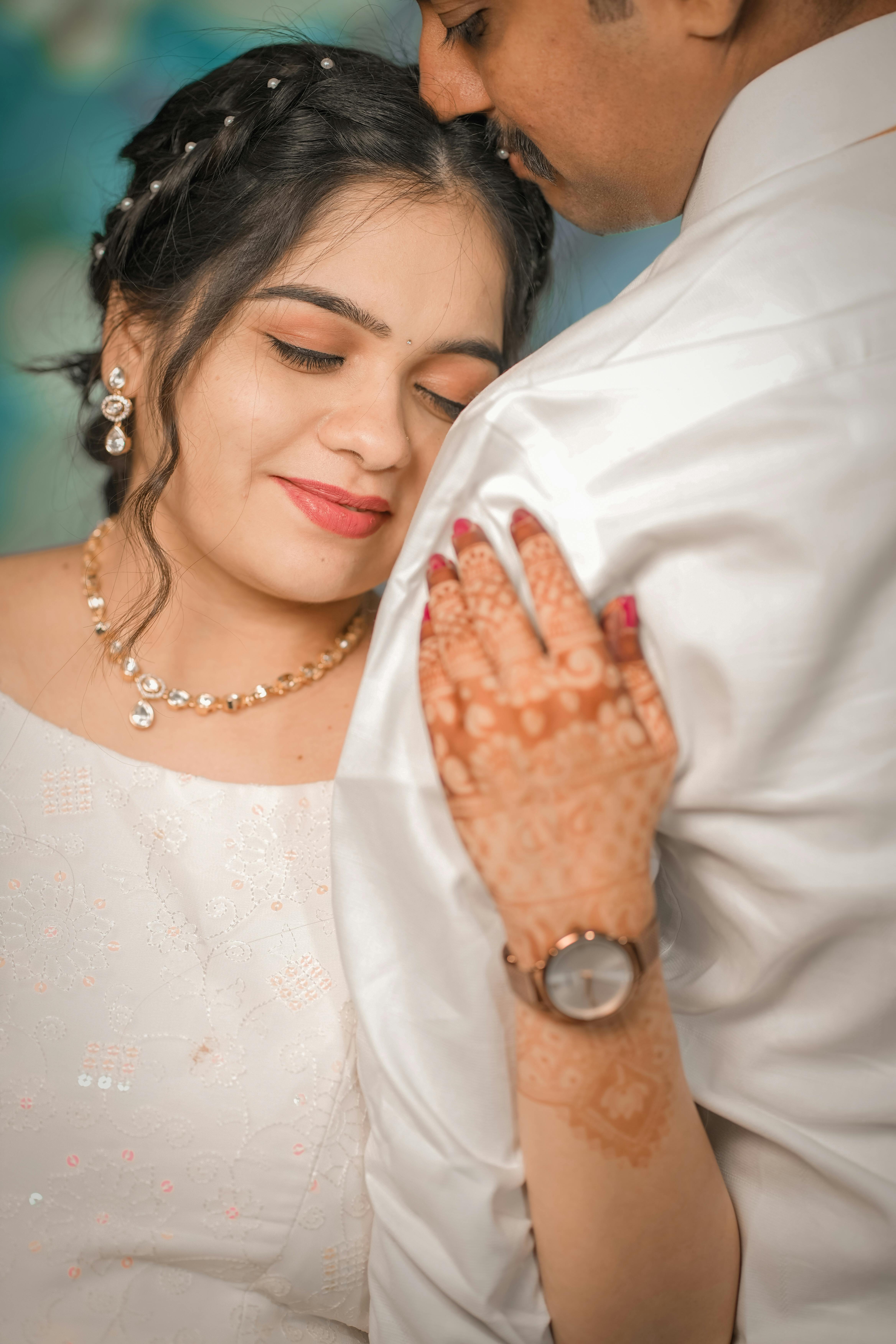 Indian Couple Weeding Photo Virtical Photos, Download The BEST Free ...