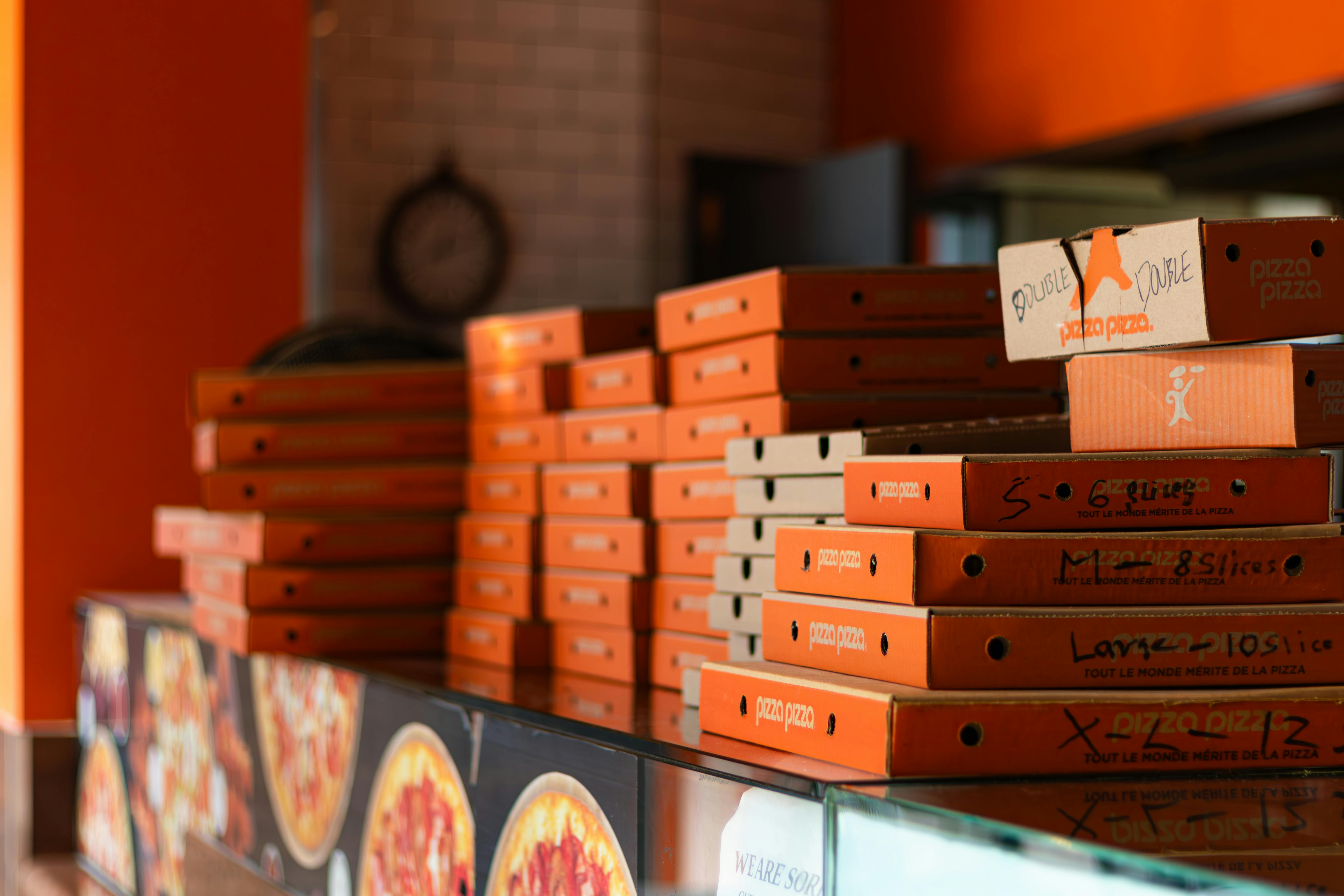 Pizzeria Chain Photos, Download The BEST Free Pizzeria Chain Stock ...