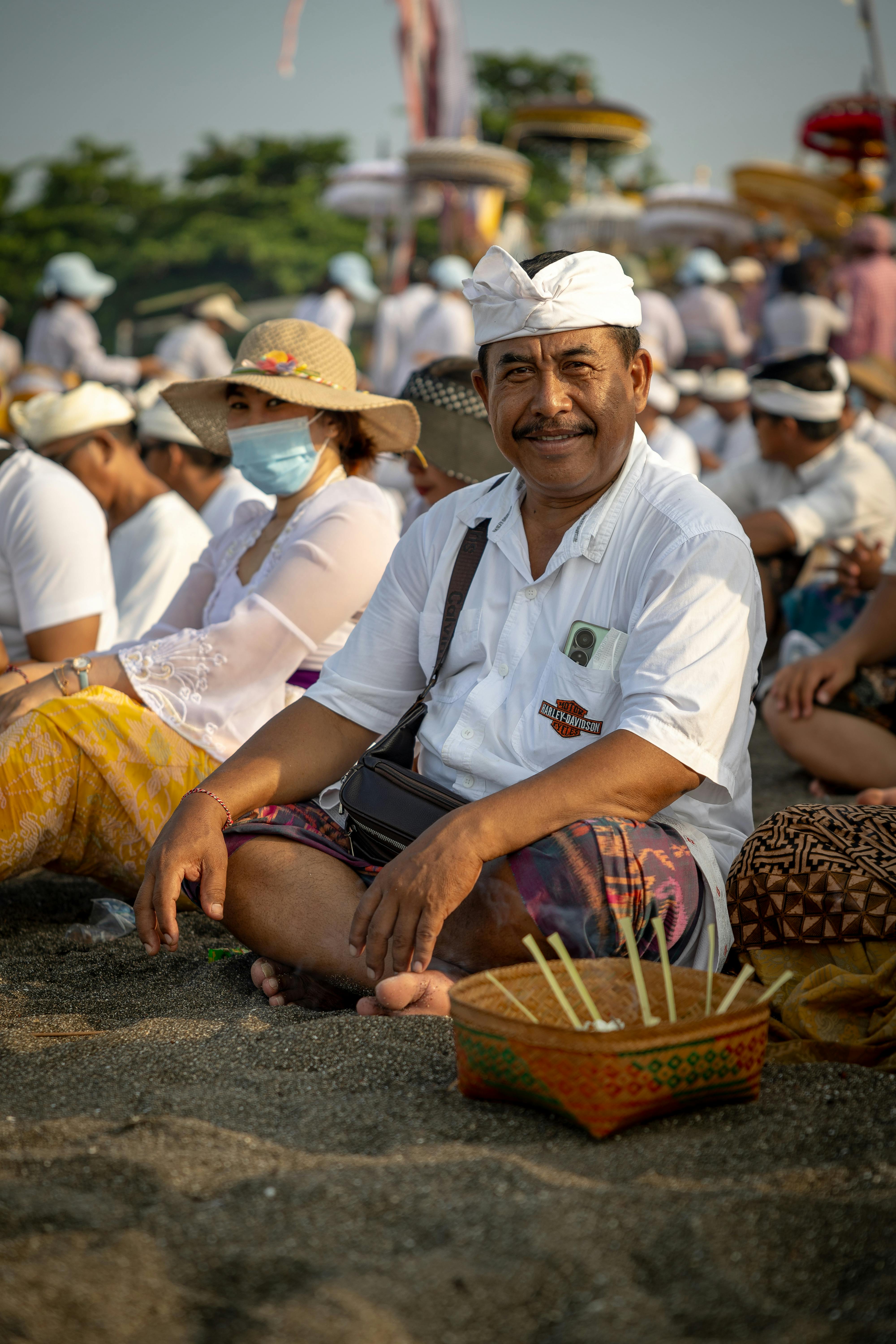 Balinese People Participating in Traditional Ceremony · Free Stock Photo