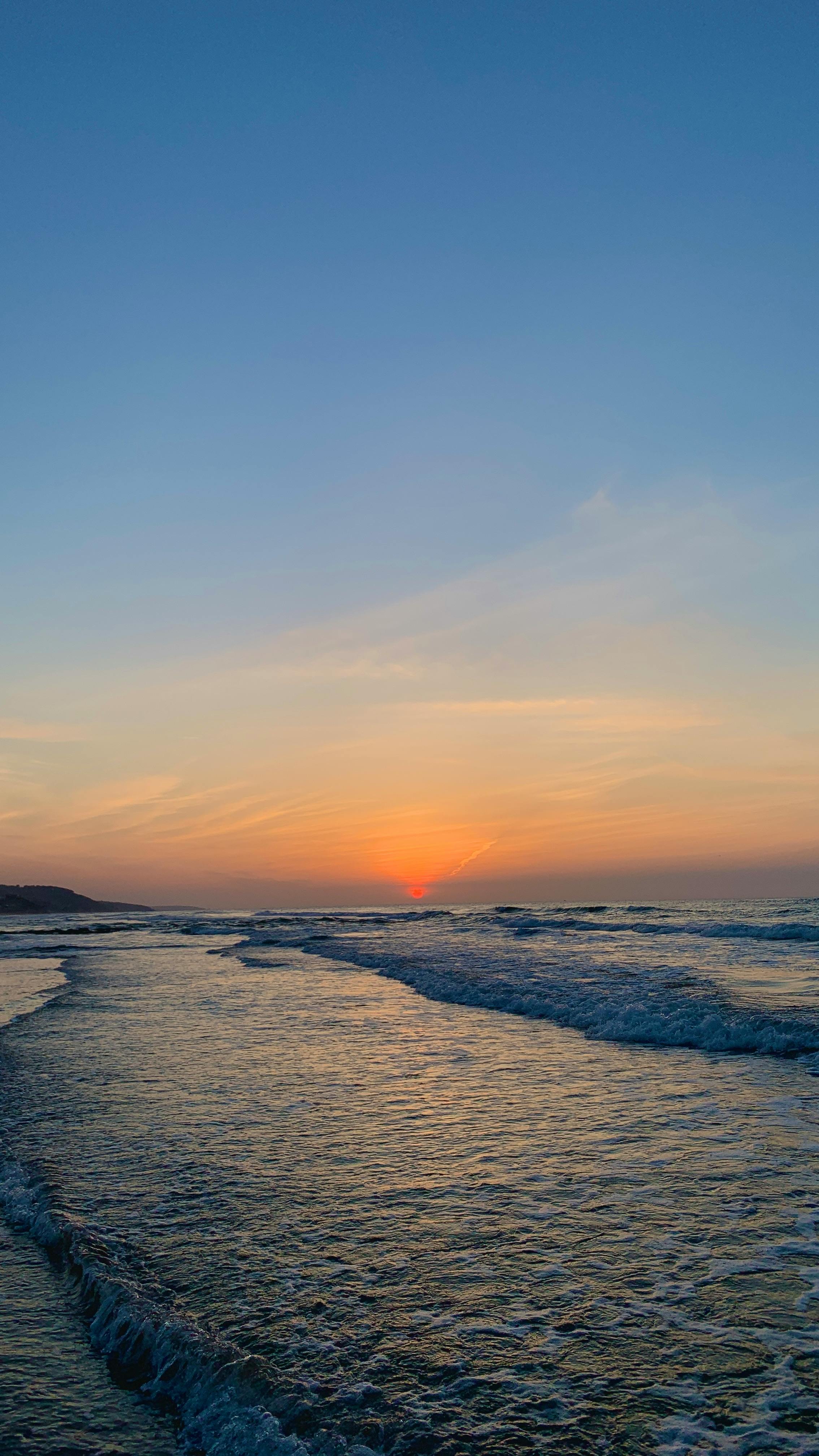 Scenic Şile Beach Sunset in Istanbul, Türkiye · Free Stock Photo