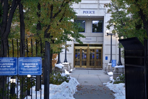 Images Of Police Station Photos, Download The BEST Free Images Of ...