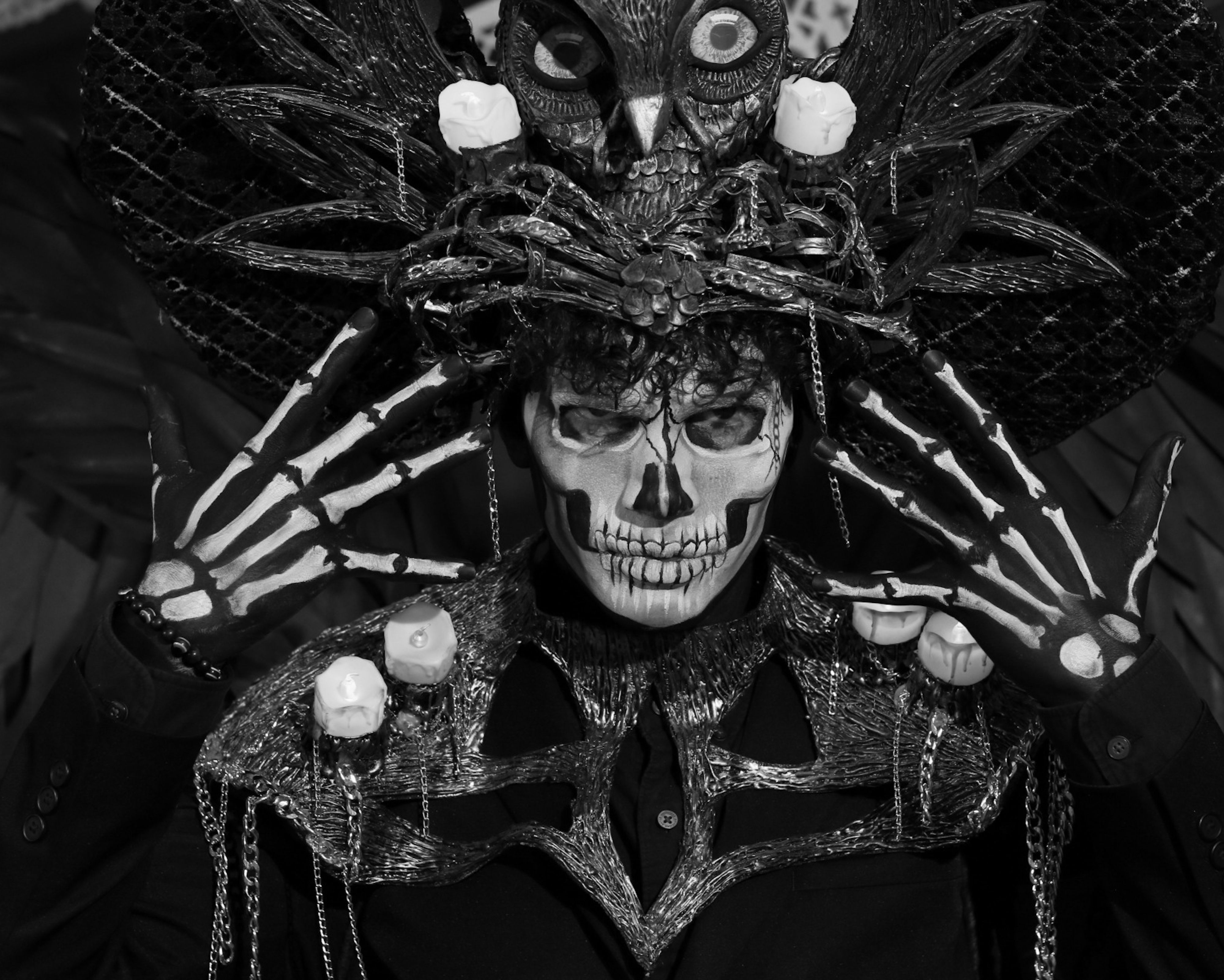 Intricate Skull Makeup with Elaborate Headpiece · Free Stock Photo