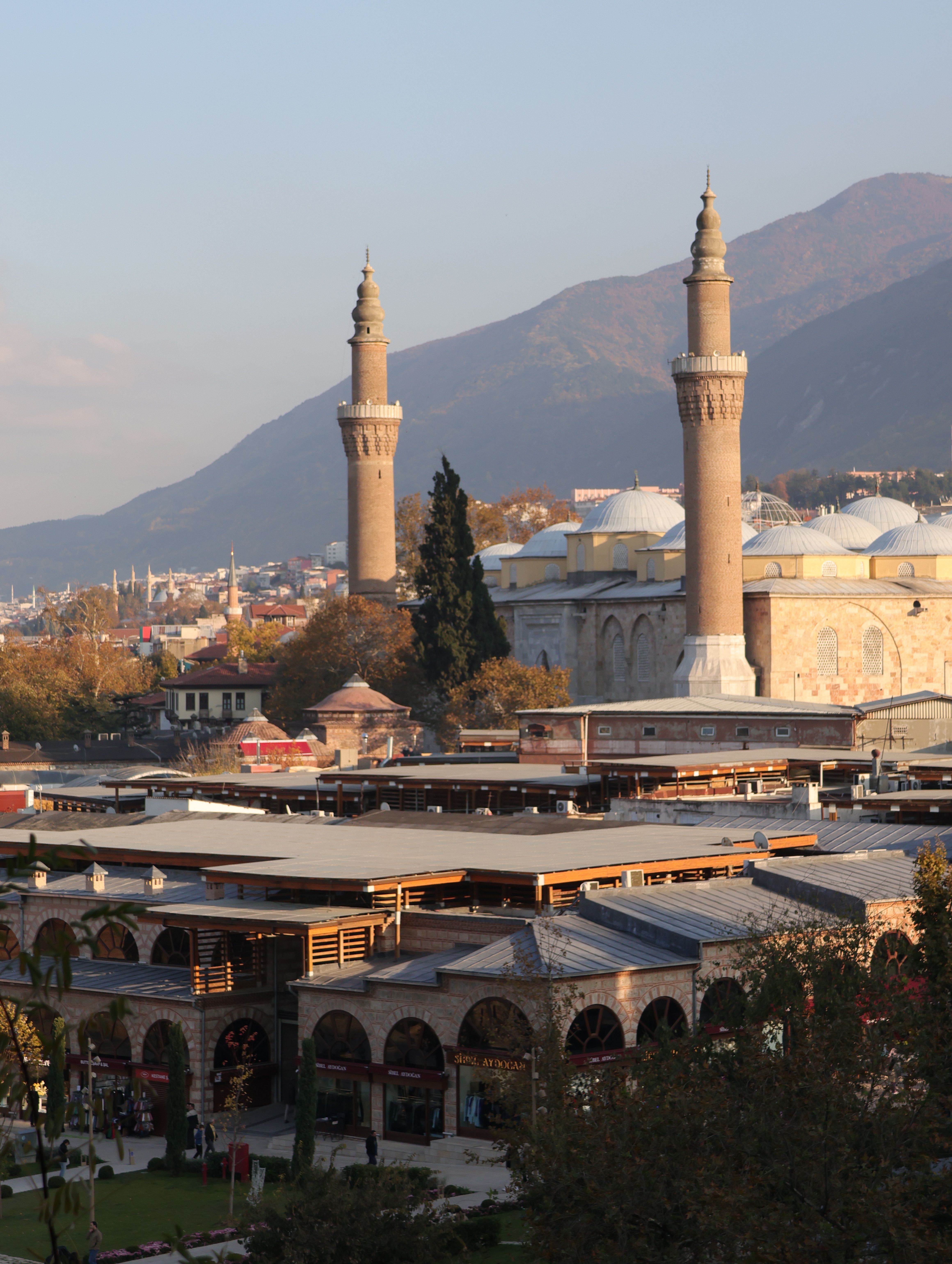 Iconic View of Bursa's Grand Mosque and Cityscape · Free Stock Photo