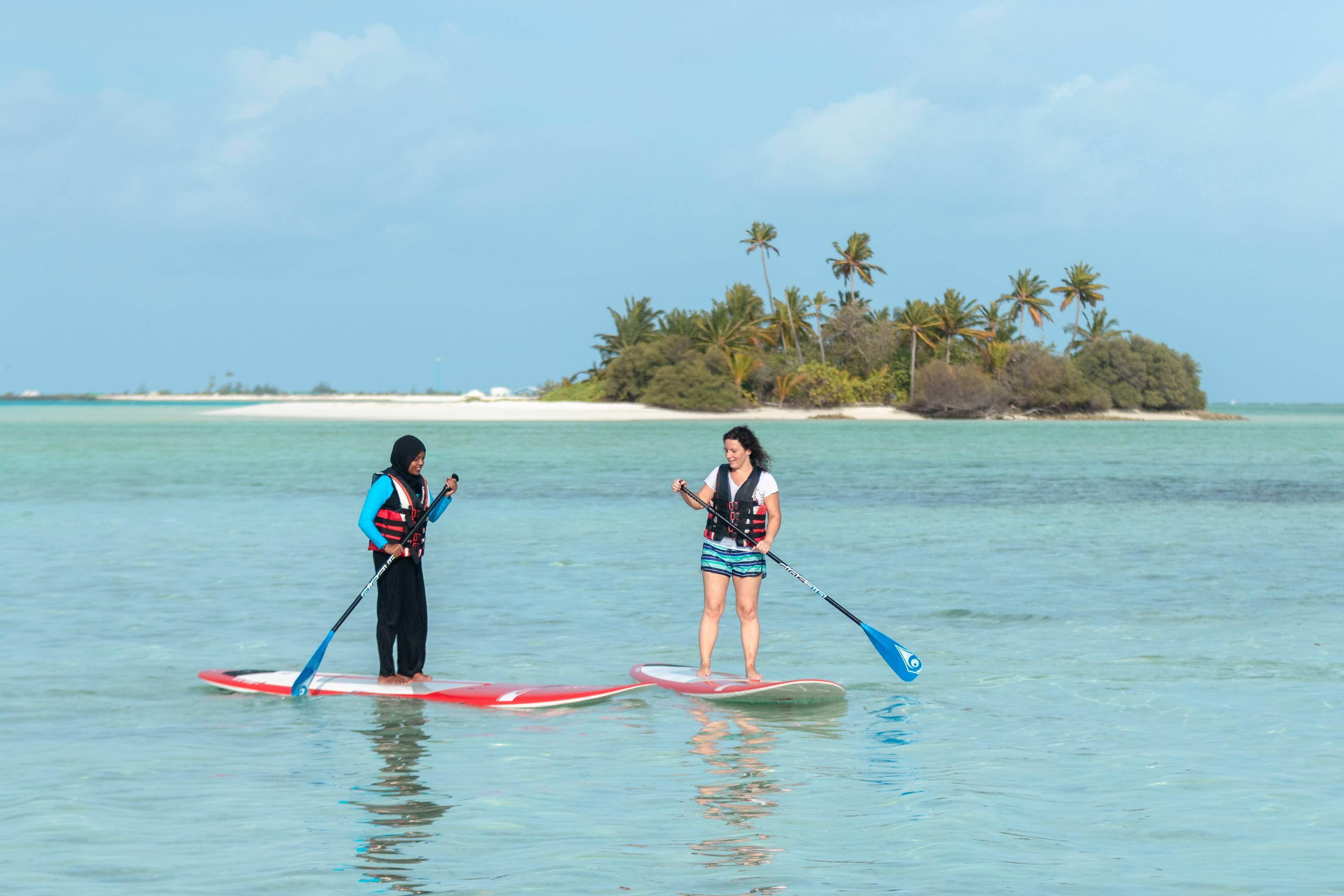 Paddleboarding Adventure in Maldives · Free Stock Photo