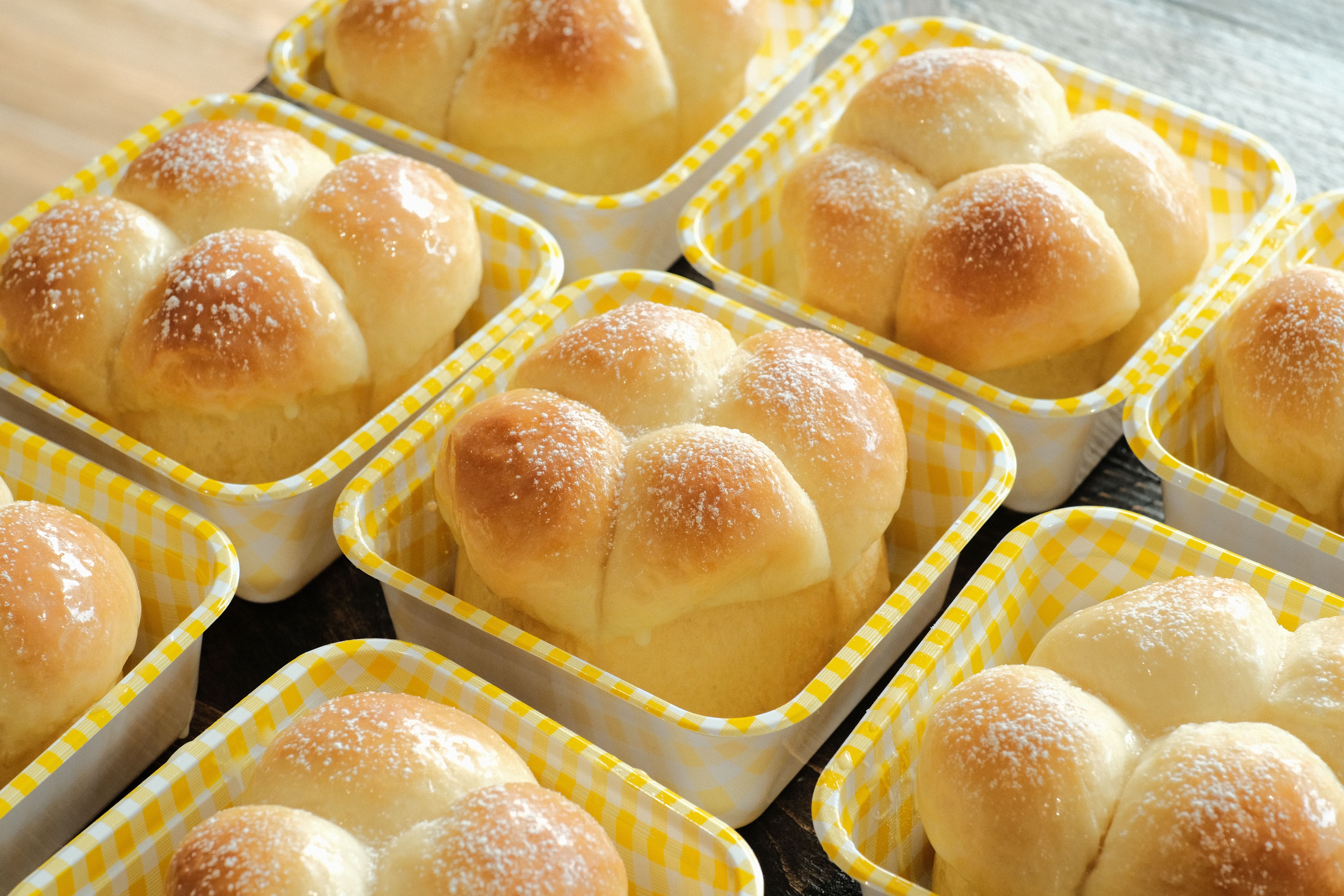 Freshly Baked Sweet Buns in Vietnamese Bakery · Free Stock Photo