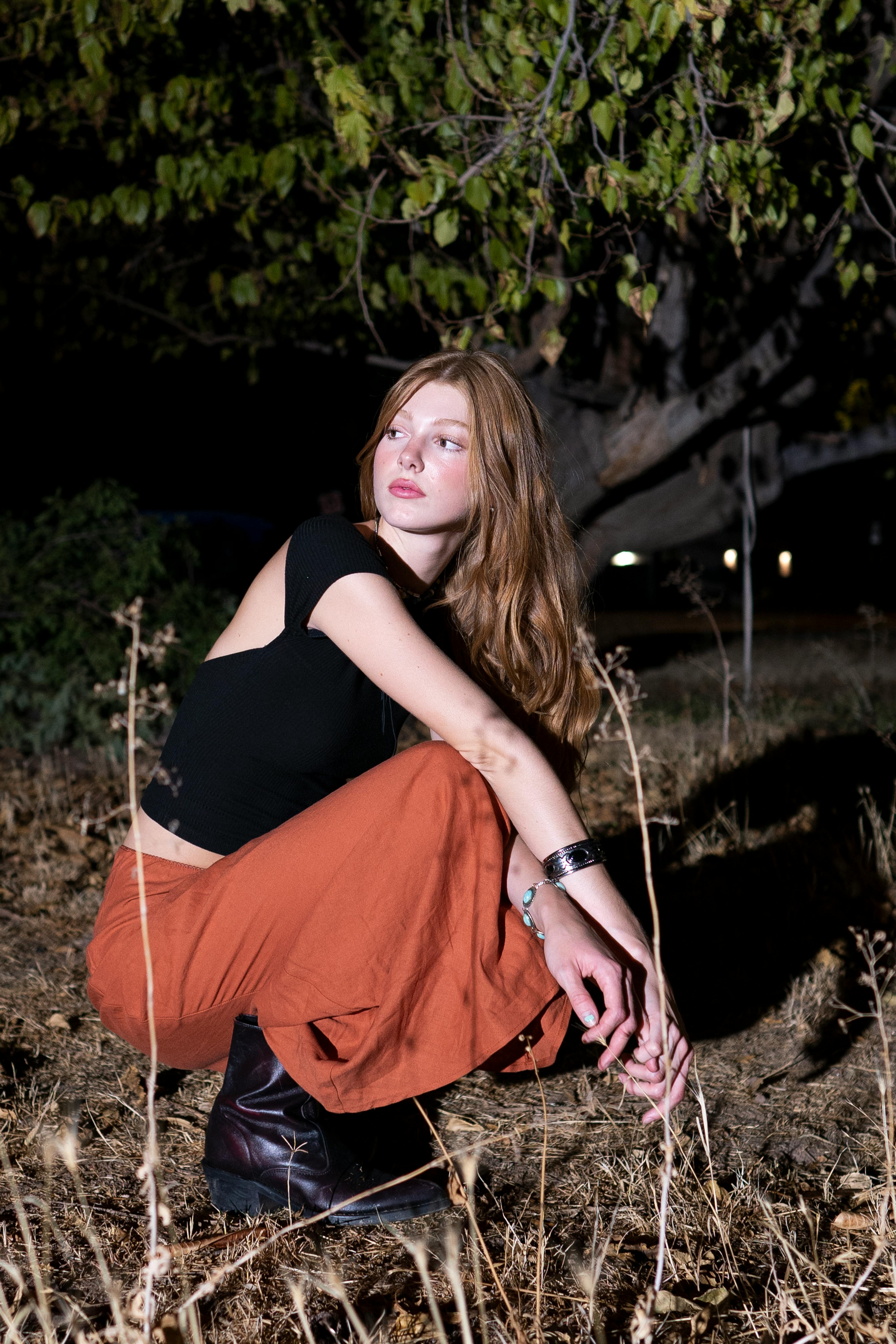 Foto de stock gratuita sobre actitud, adulto, árbol, árbol de acacia ...