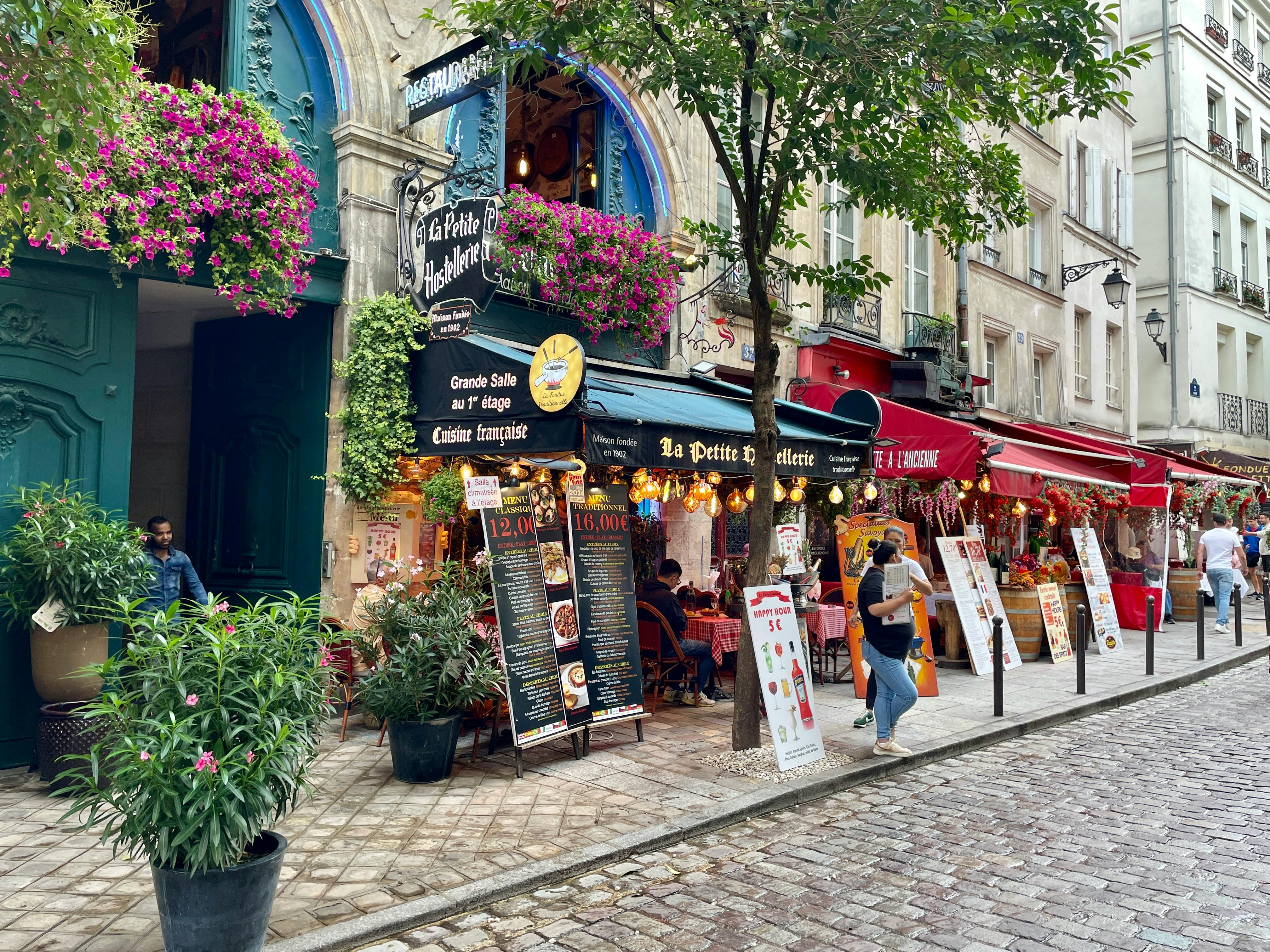 Charming Paris Street Cafe Scene in Summer · Free Stock Photo