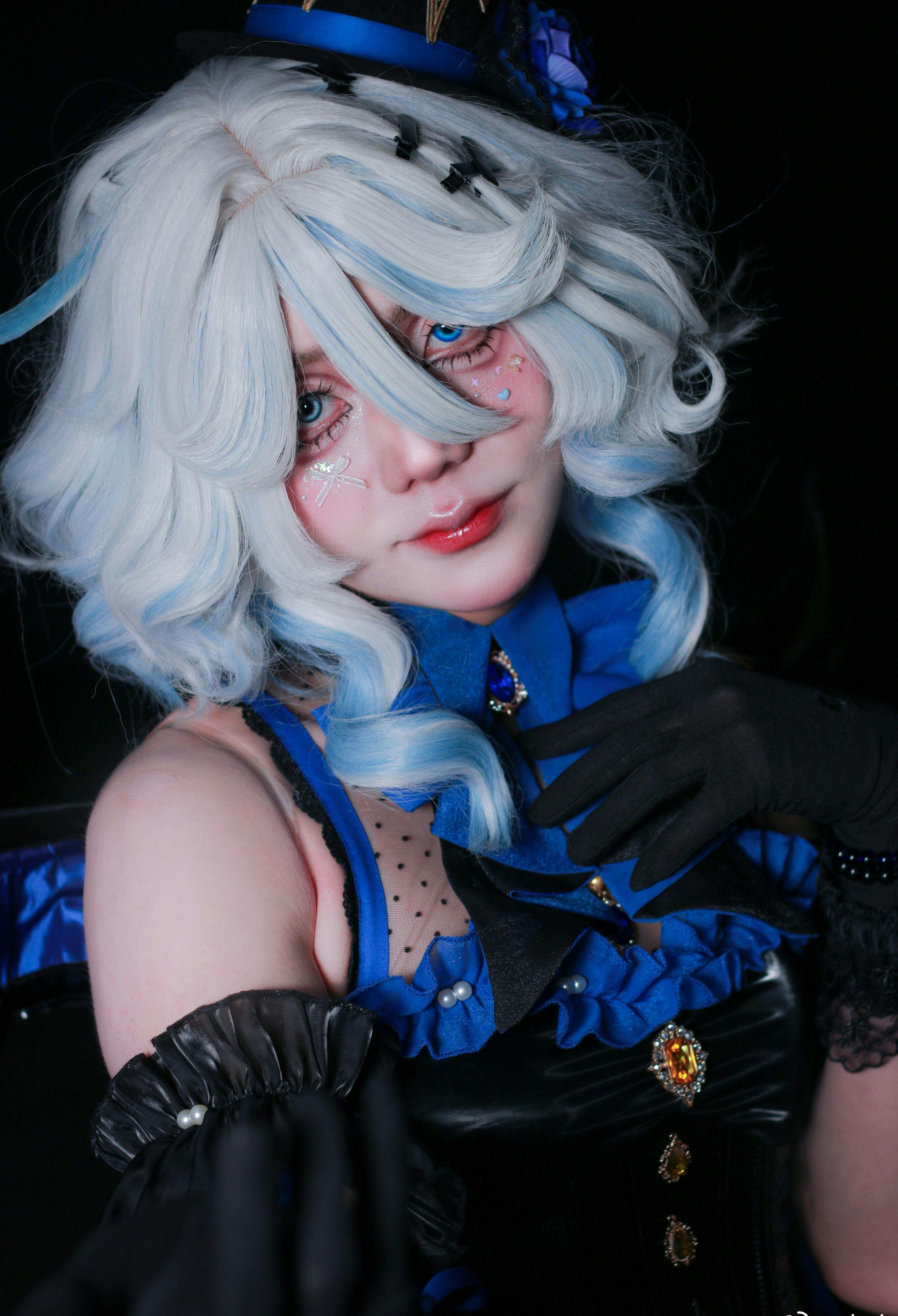 Vibrant Fantasy Cosplay Portrait with Blue Costume · Free Stock Photo