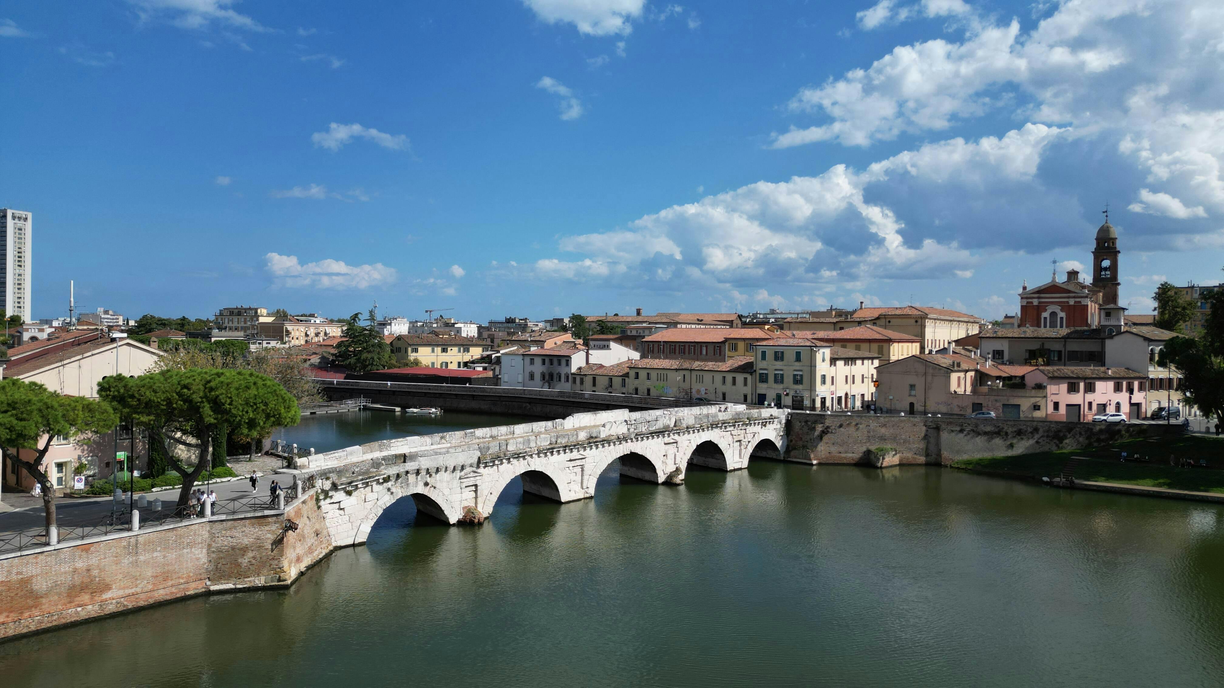 Tiberius Bridge and Historic Rimini Skyline · Free Stock Photo