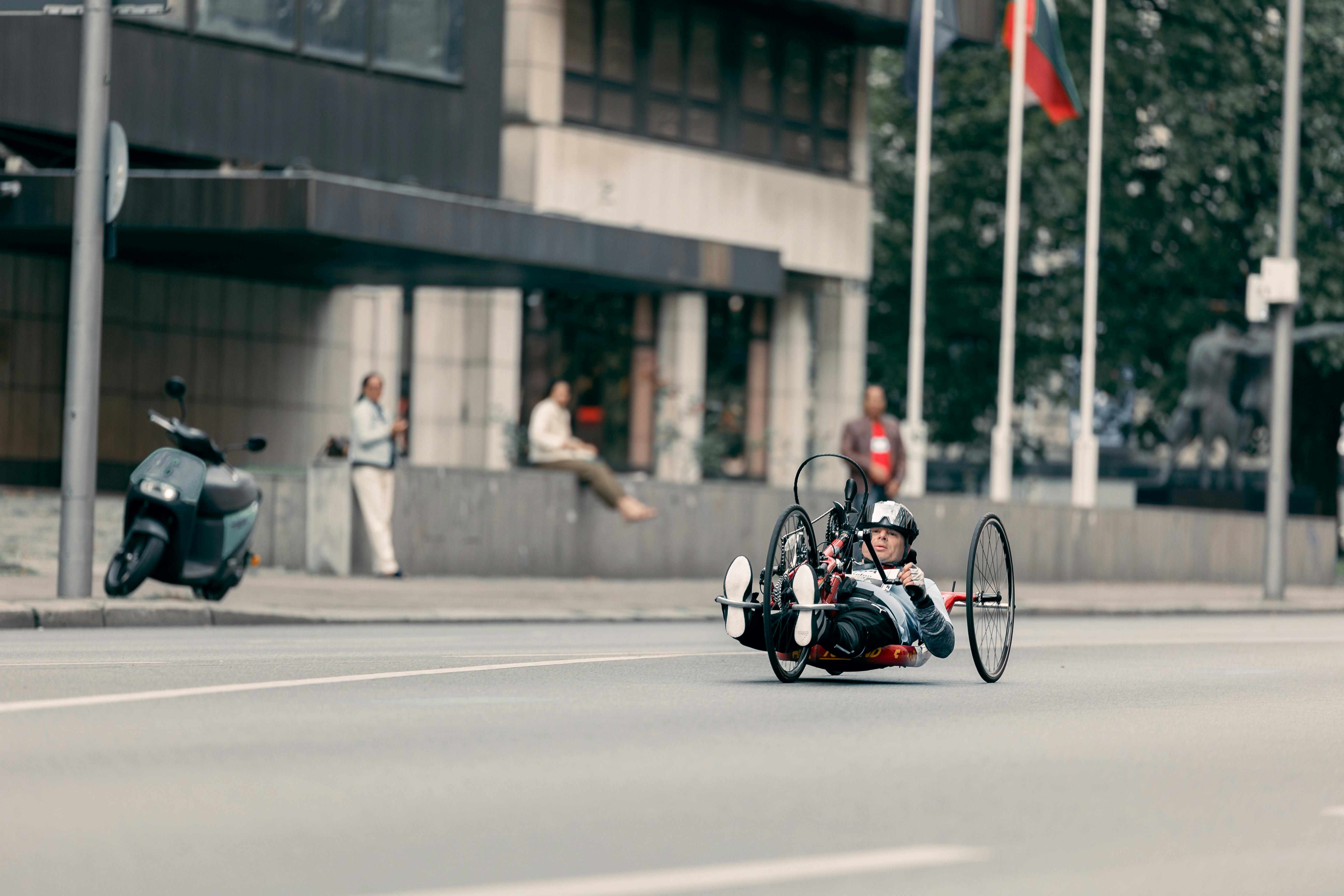 Adaptive Cycling in City Streets · Free Stock Photo