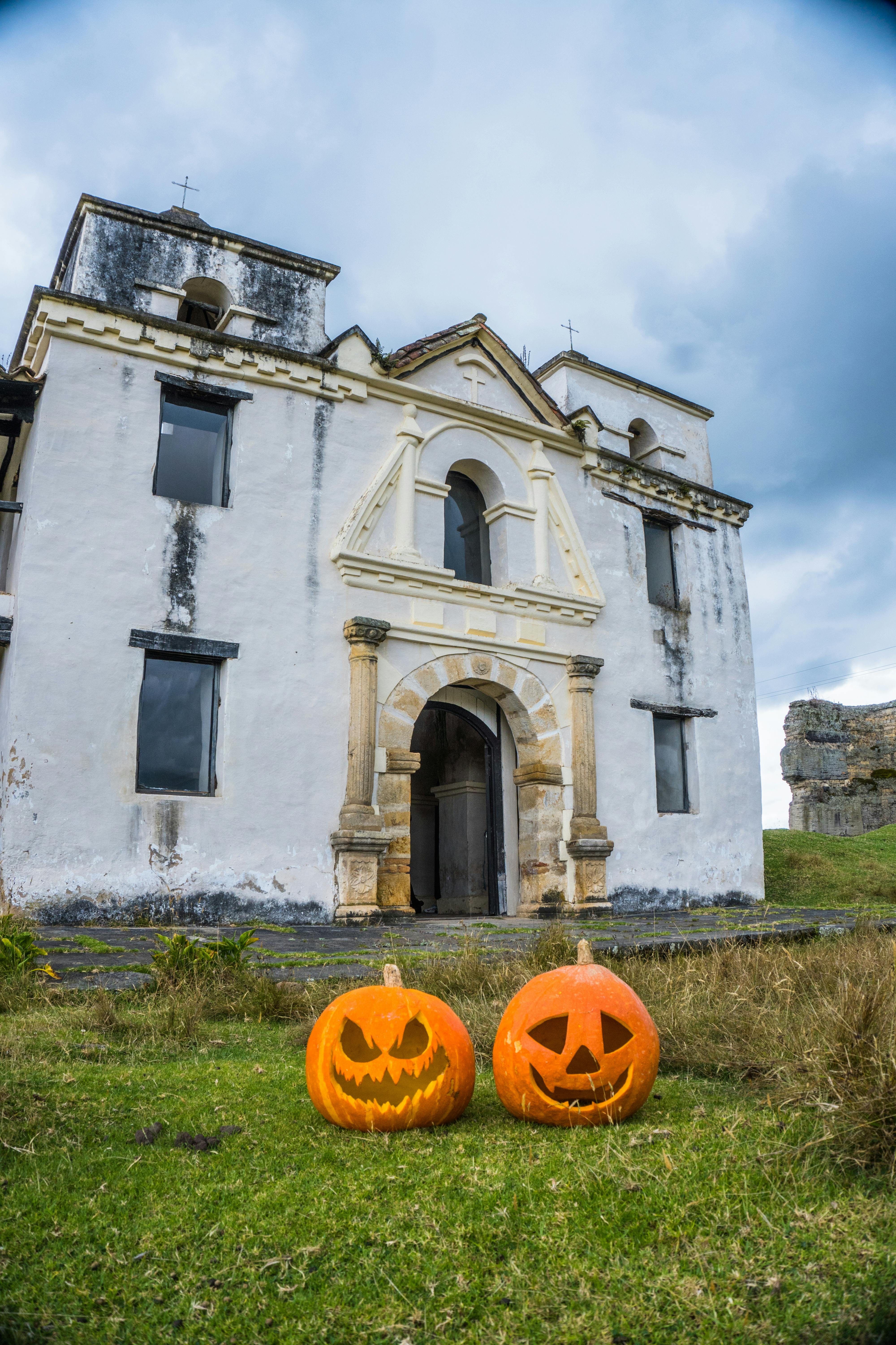 Horror Windows Photos, Download The BEST Free Horror Windows Stock ...