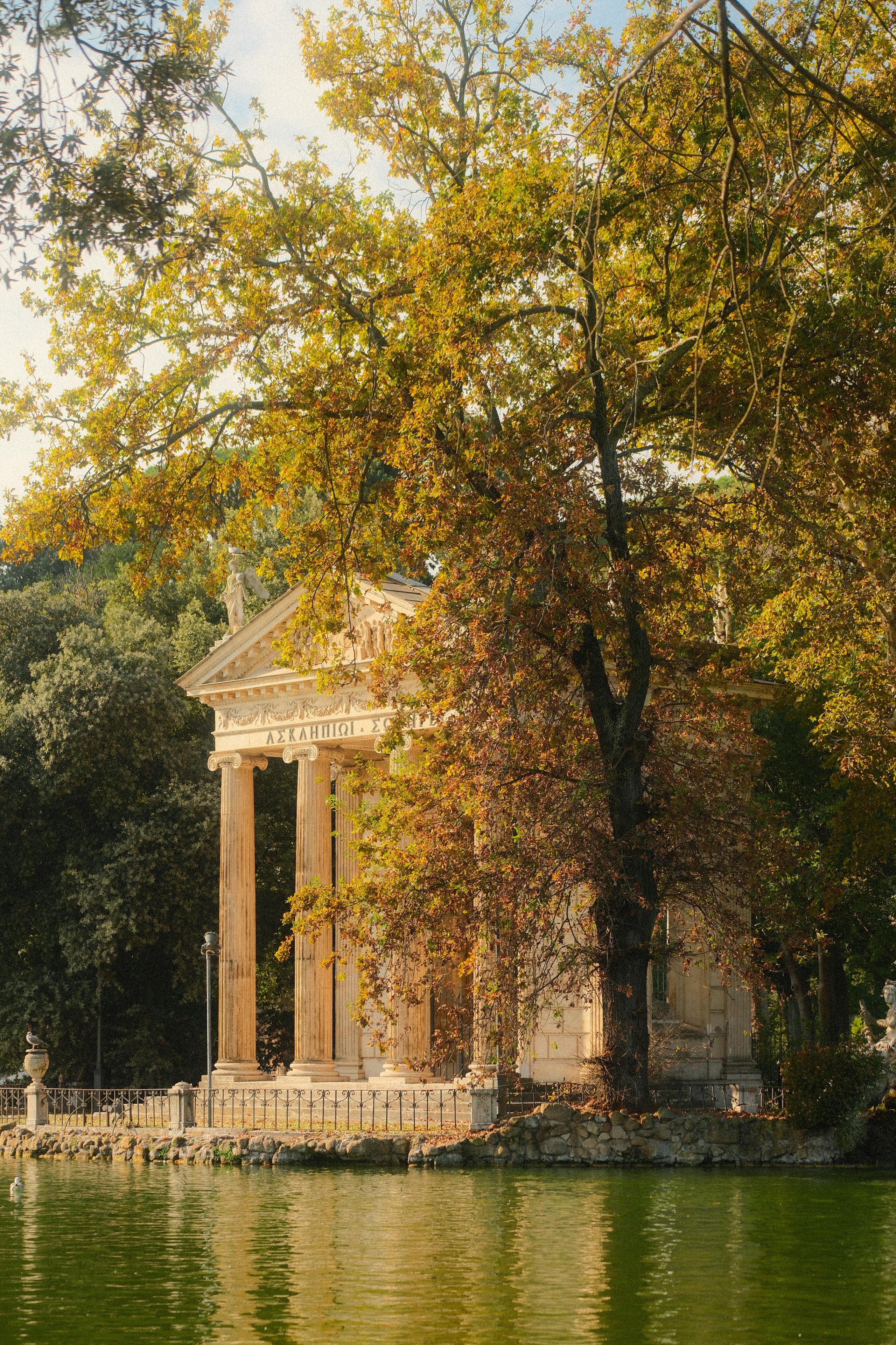 Temple of Aesculapius in Autumn, Rome · Free Stock Photo