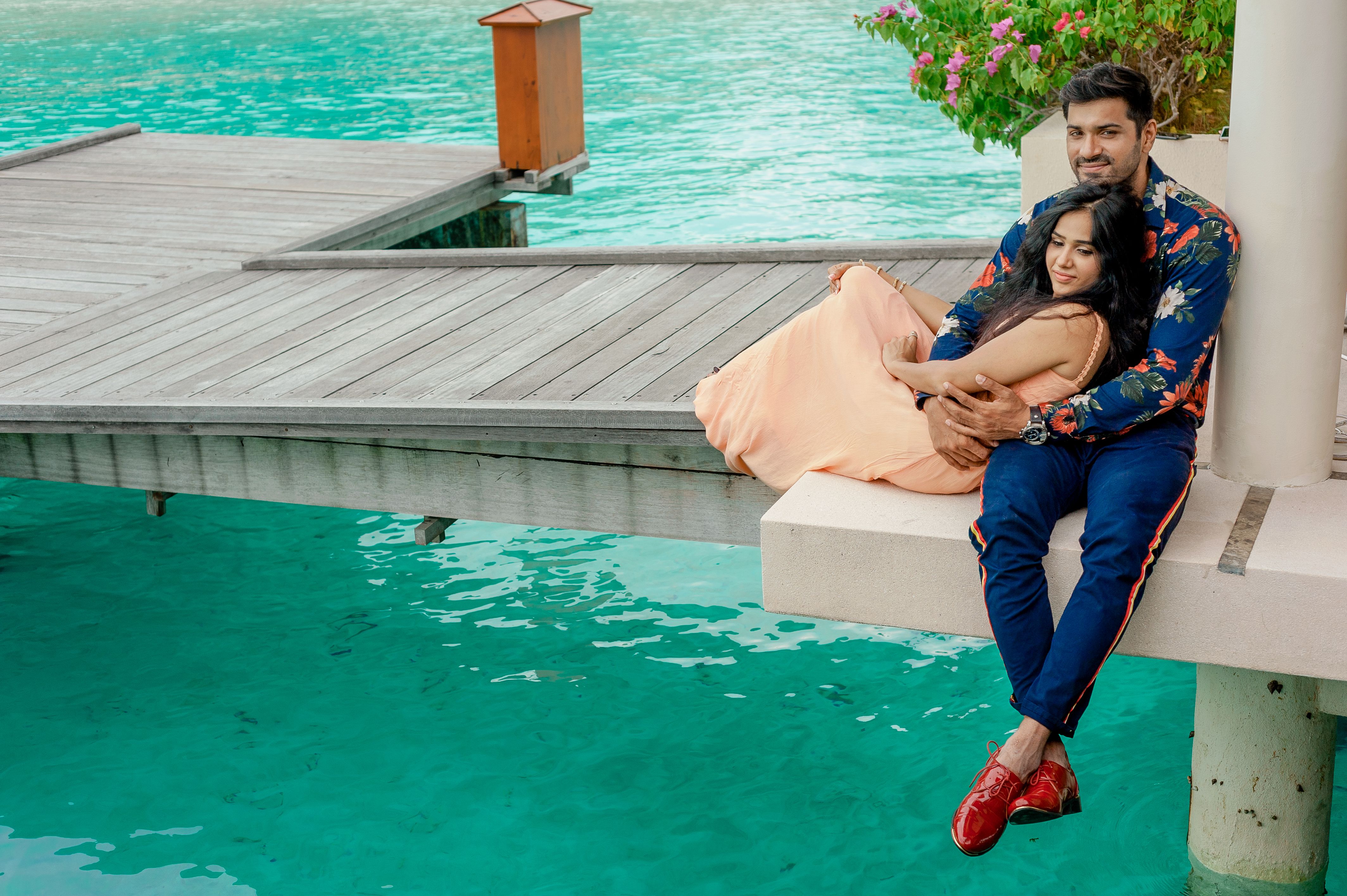 Romantic Couple by Maldives Waterfront · Free Stock Photo