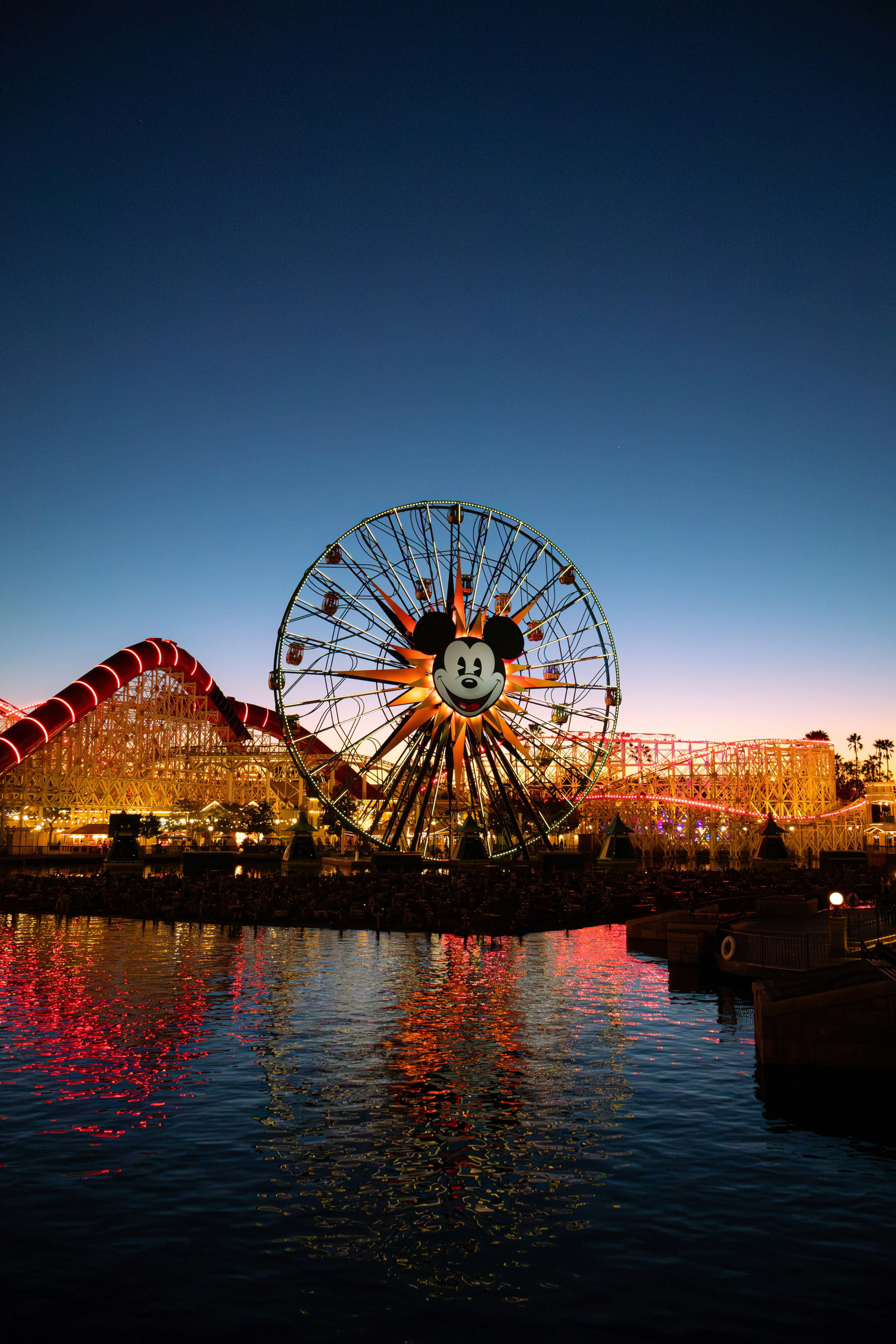Mickey Mouse Ferris Wheel at Sunset in Anaheim · Free Stock Photo