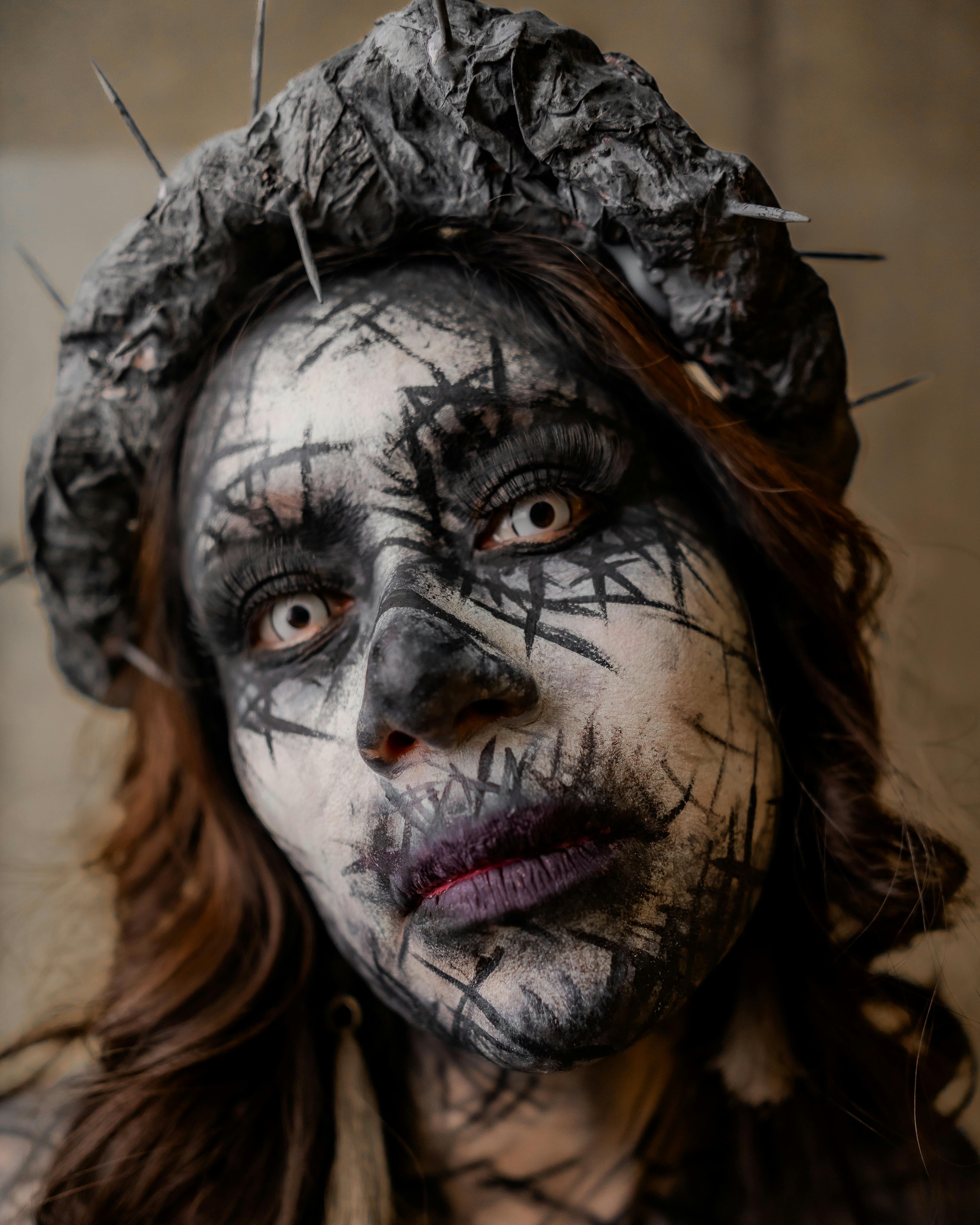 Luna Actor Photos, Download The BEST Free Luna Actor Stock Photos & HD ...