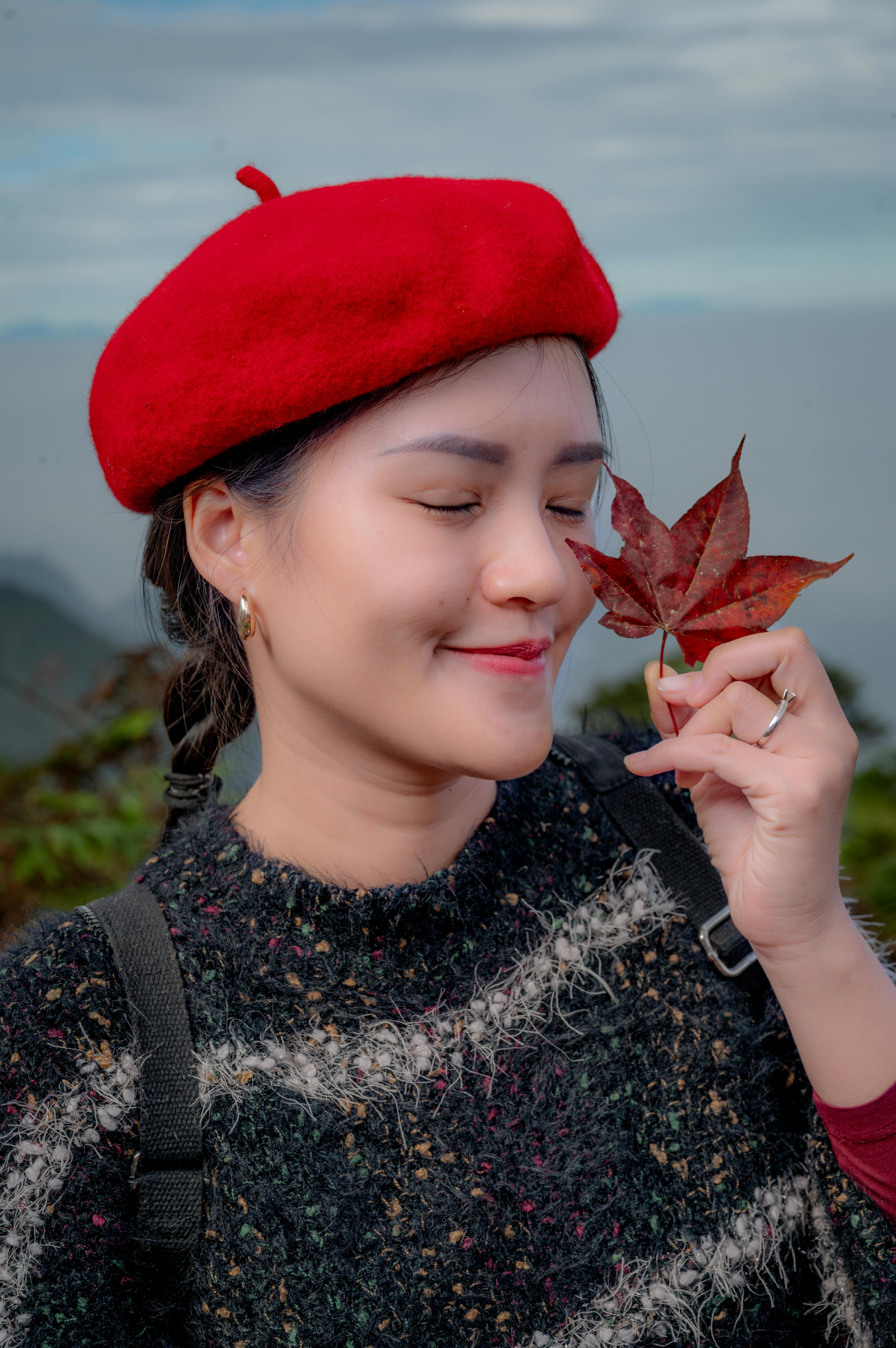 Red Hat Introduces Photos, Download The BEST Free Red Hat Introduces ...