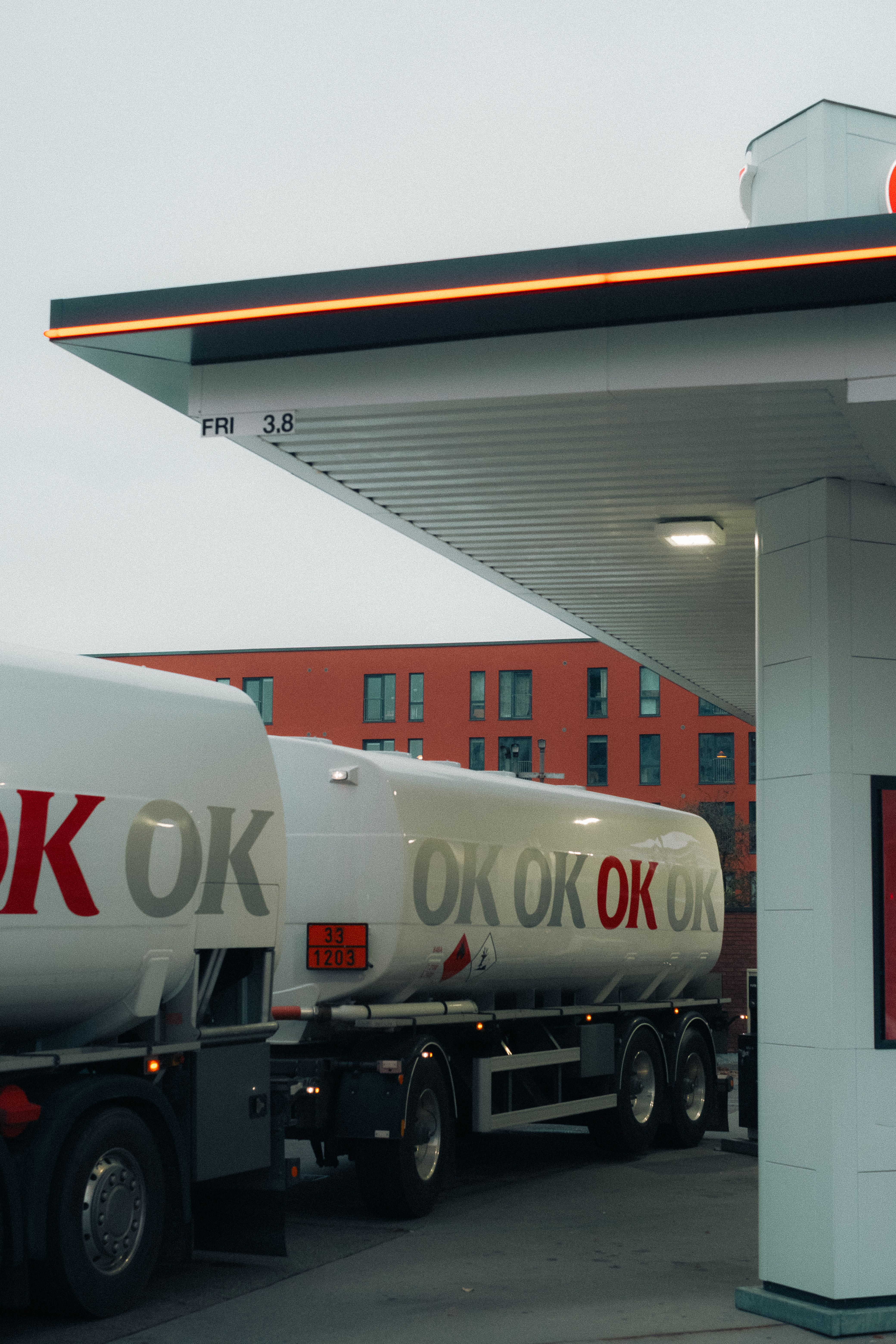 Gas Tanker Photos, Download The BEST Free Gas Tanker Stock Photos & HD ...