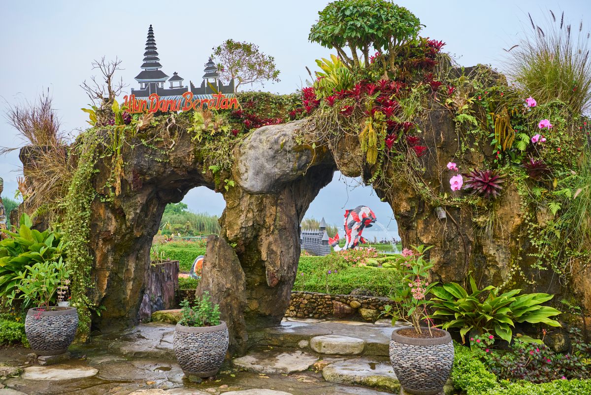Garden Of Banban Photos, Download The BEST Free Garden Of Banban Stock ...