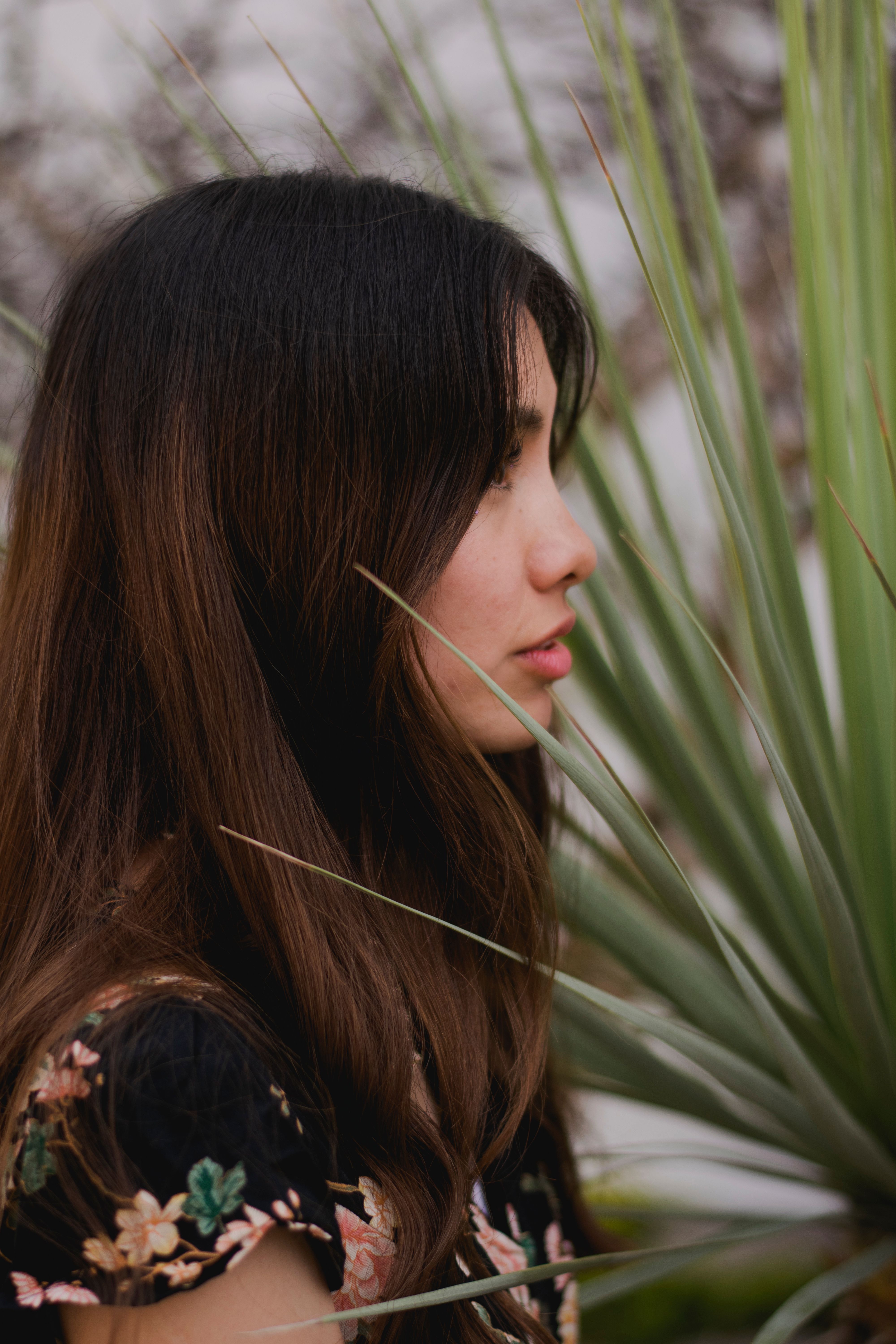Profile Girl Photos, Download The BEST Free Profile Girl Stock Photos ...