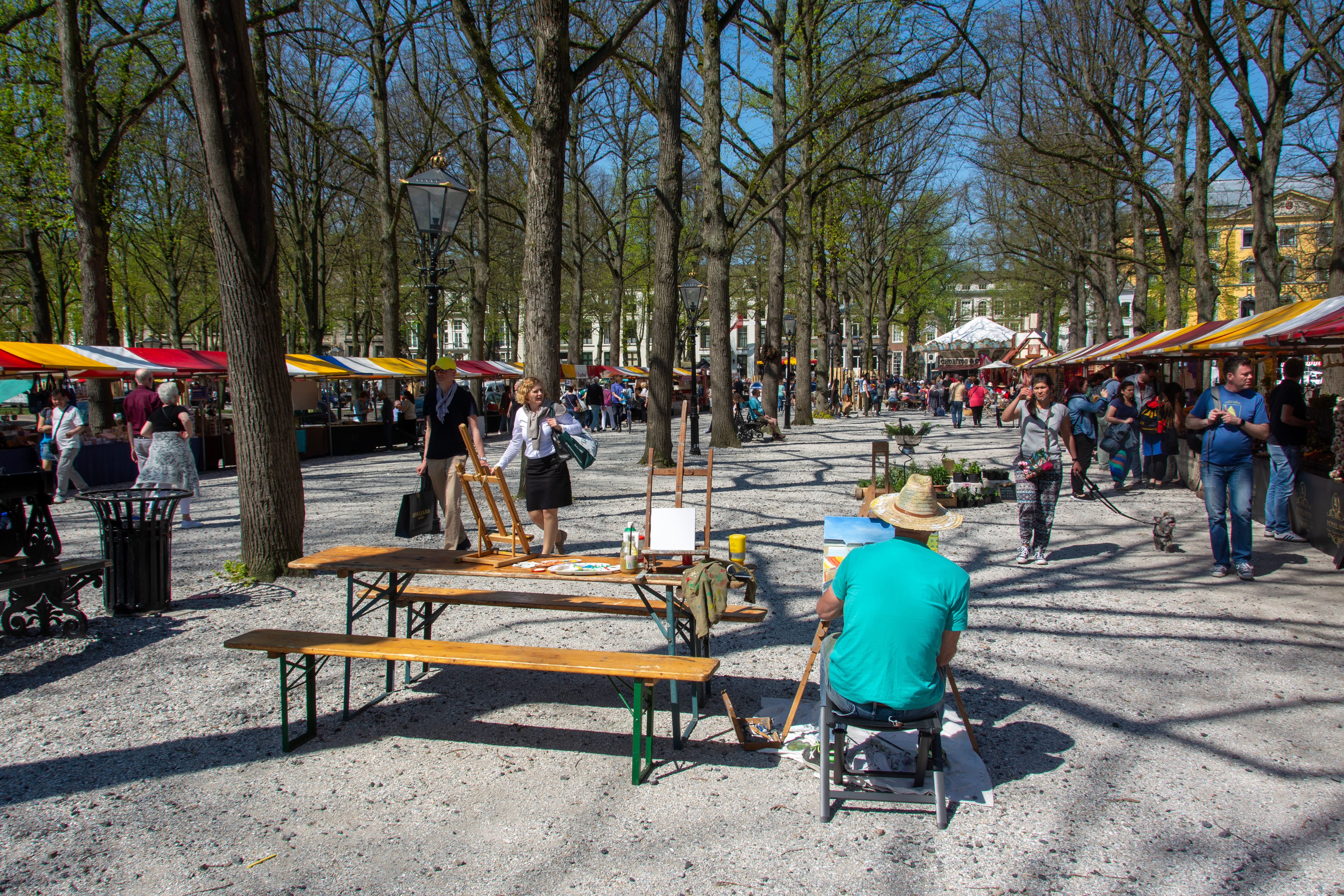 Vibrant Outdoor Art Market in Den Haag · Free Stock Photo