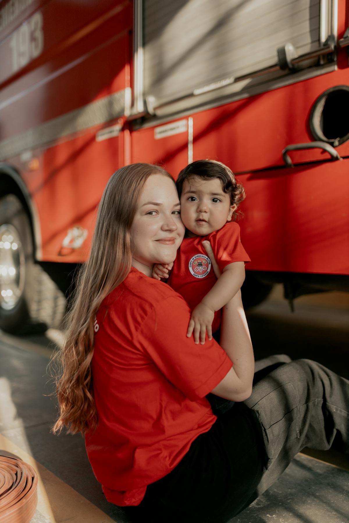 Female Firefighter Children Photos, Download The BEST Free Female ...