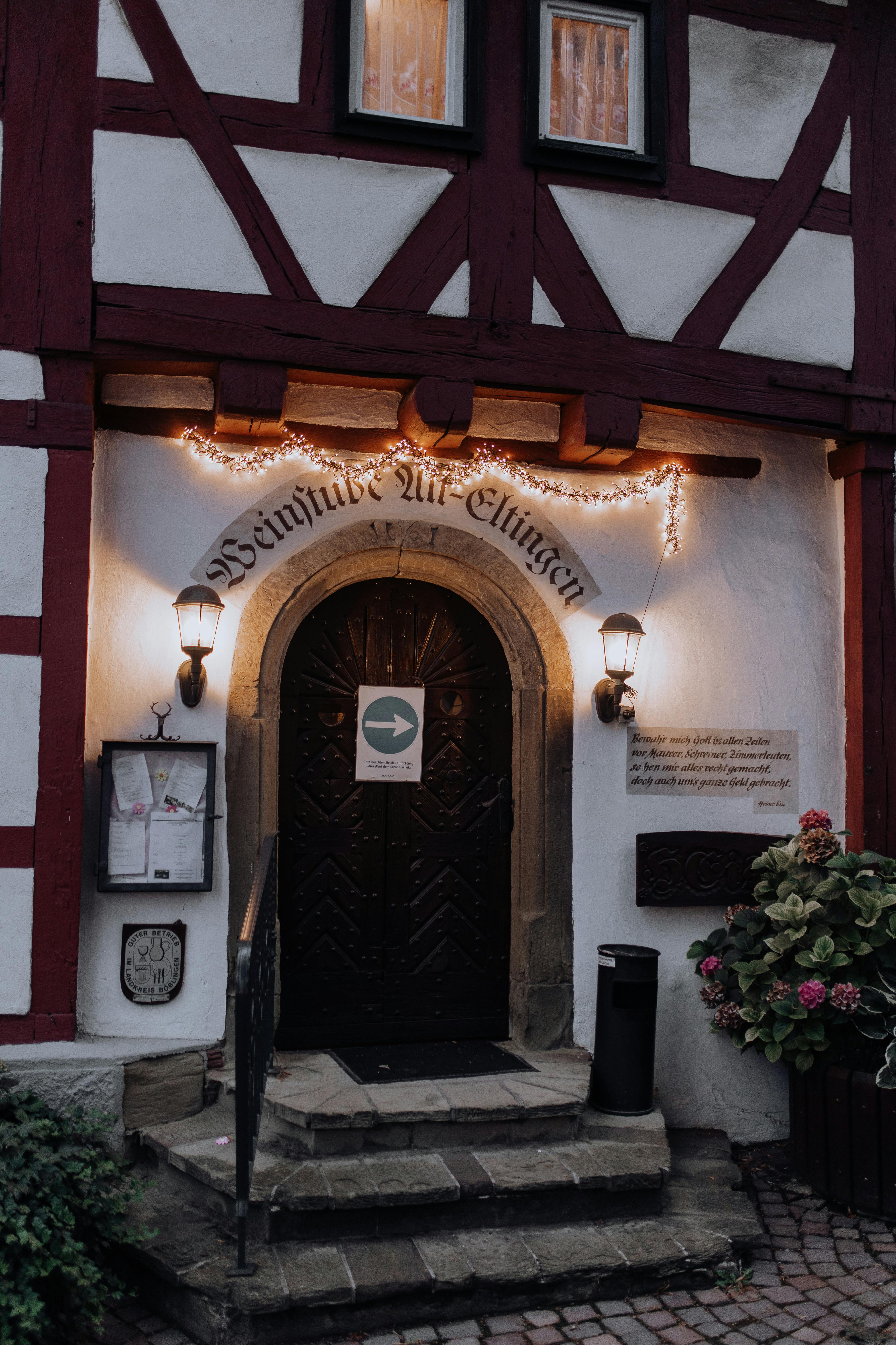 Charming Entrance in Leonberg, Germany · Free Stock Photo