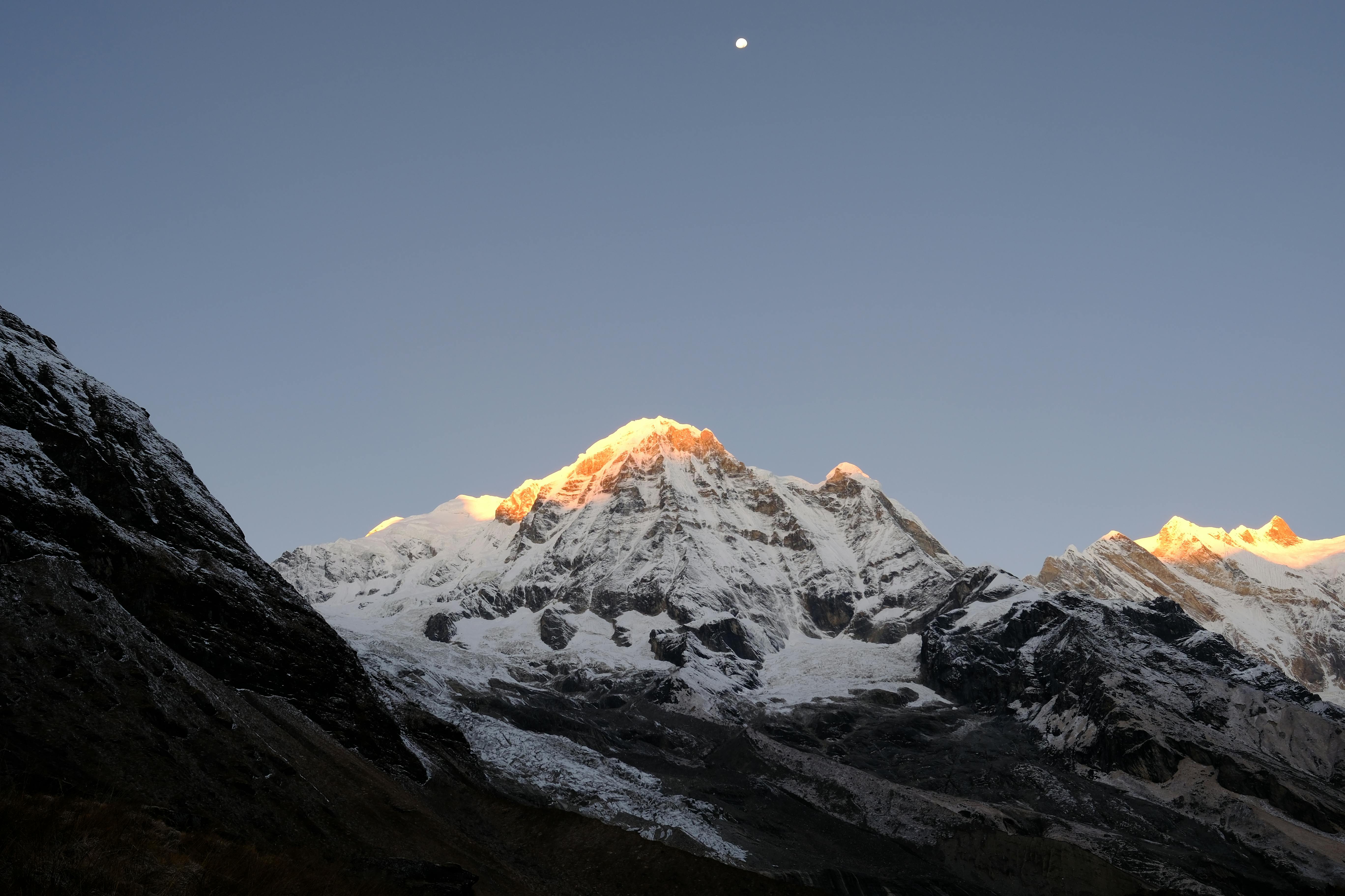 Sunrise Over Annapurna Mountain Range · Free Stock Photo