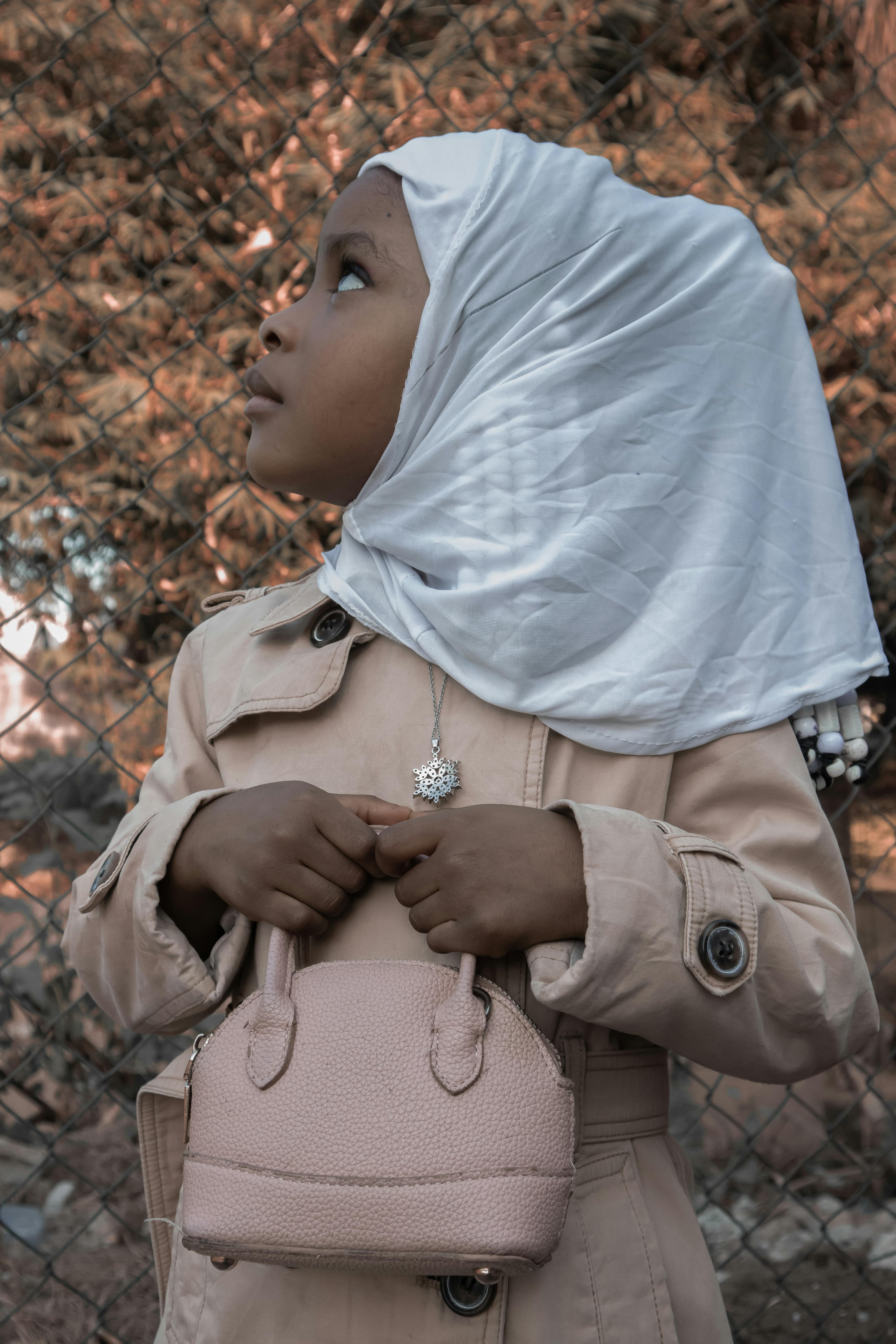 Bag Och Kvinna Photos, Download The BEST Free Bag Och Kvinna Stock ...