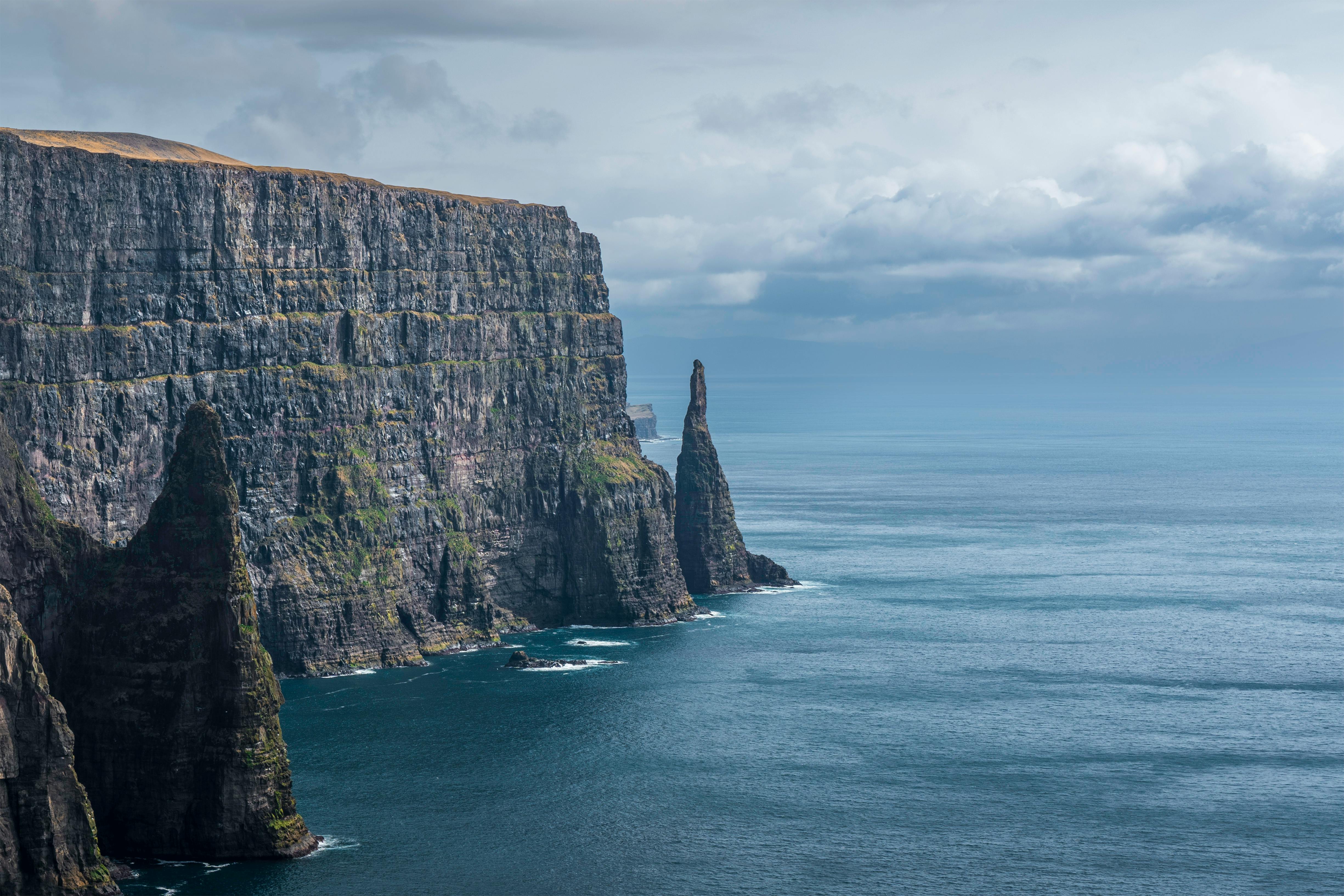 Dramatic Cliffs of Faroe Islands Coastline · Free Stock Photo