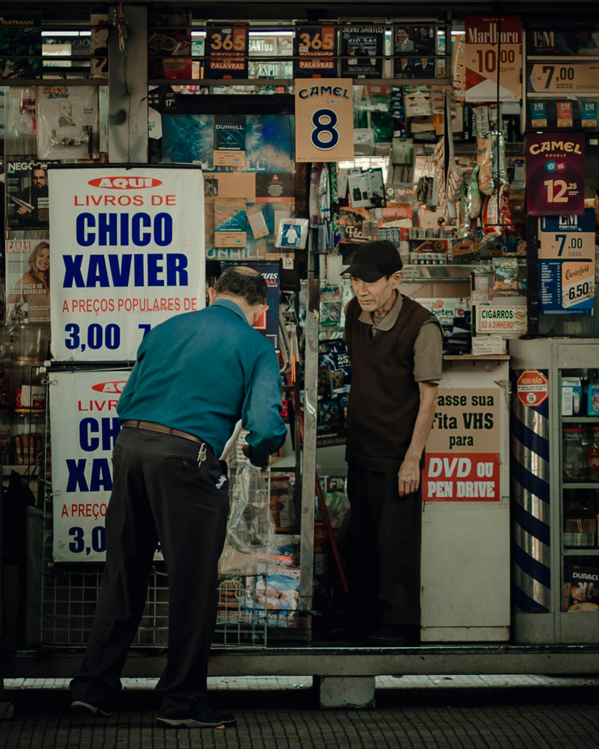 Newsstand Sign Photos, Download The BEST Free Newsstand Sign Stock ...