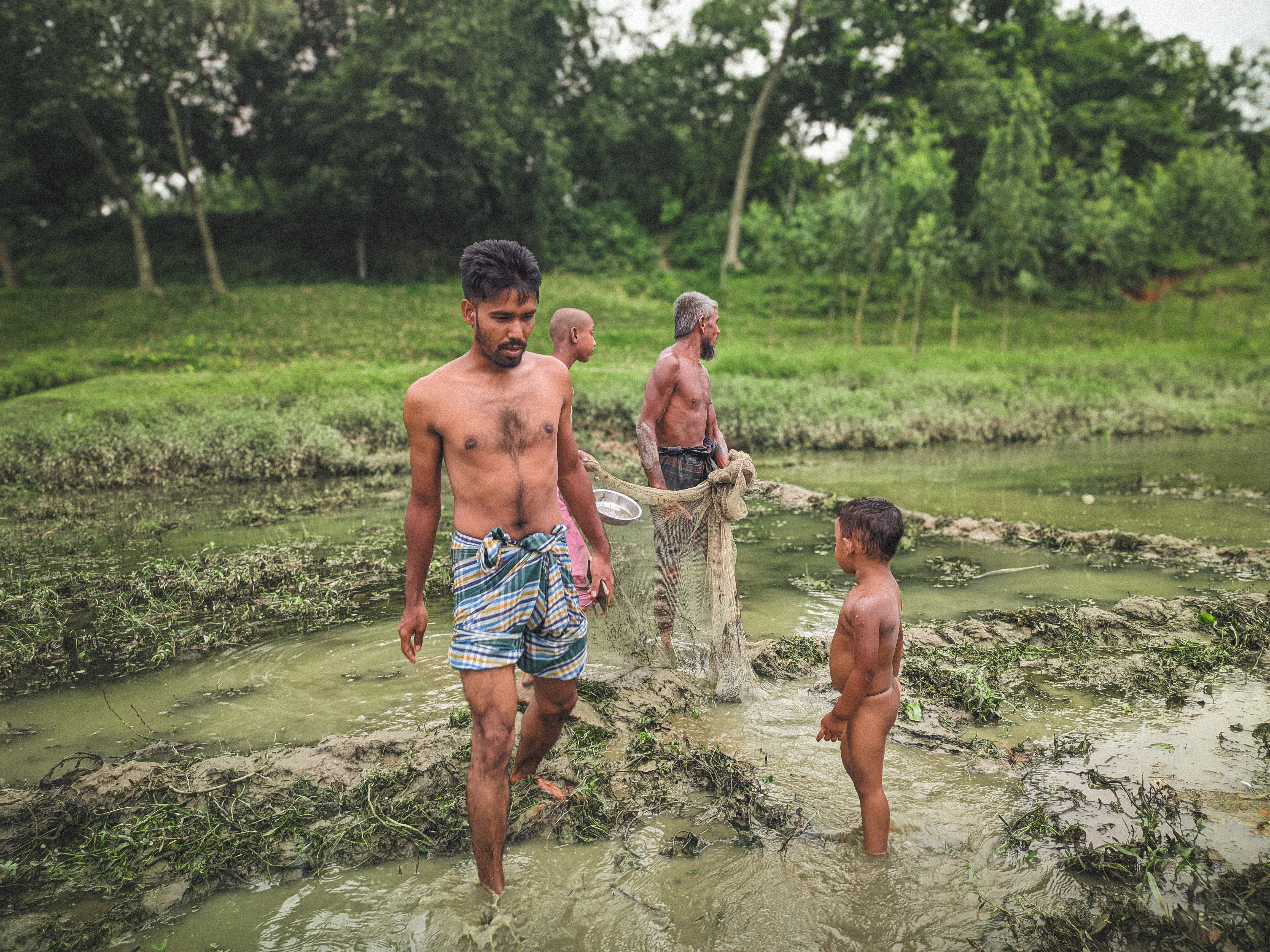 Local Fishing Community in Rural Bangladesh · Free Stock Photo