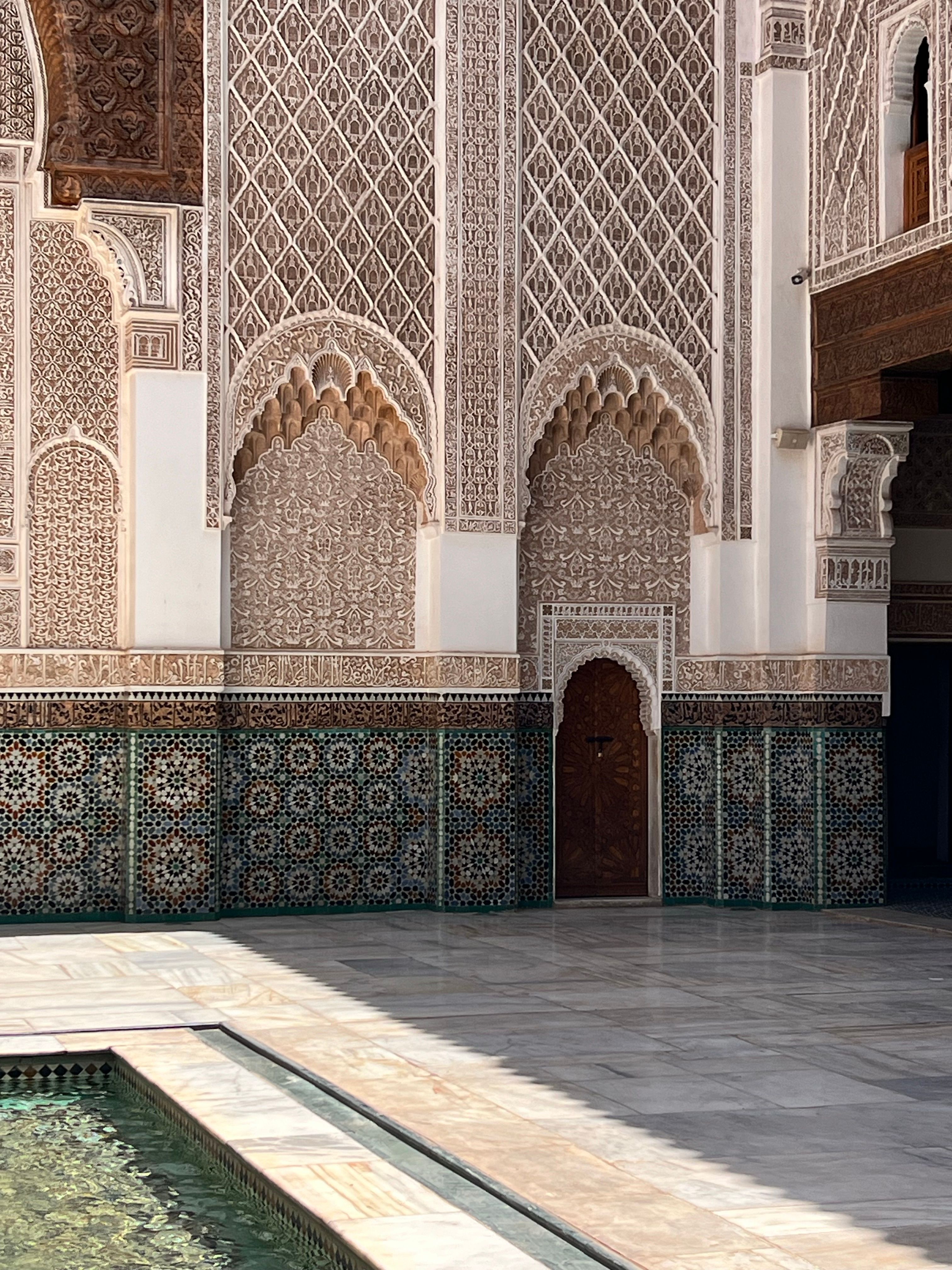 Intricate Moroccan Architecture with Mosaic Detail · Free Stock Photo