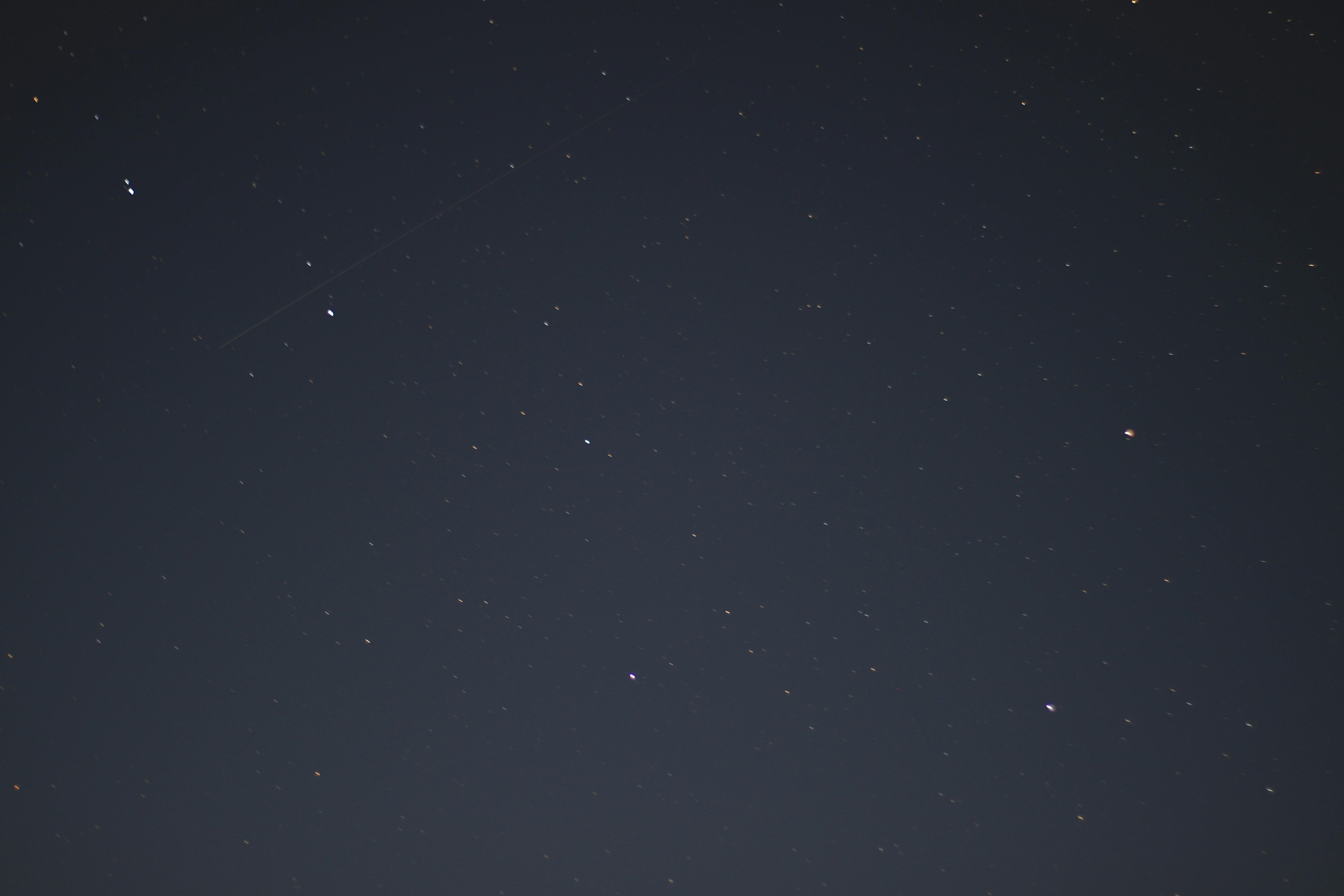 Starry Night Sky Captured in Clear View · Free Stock Photo