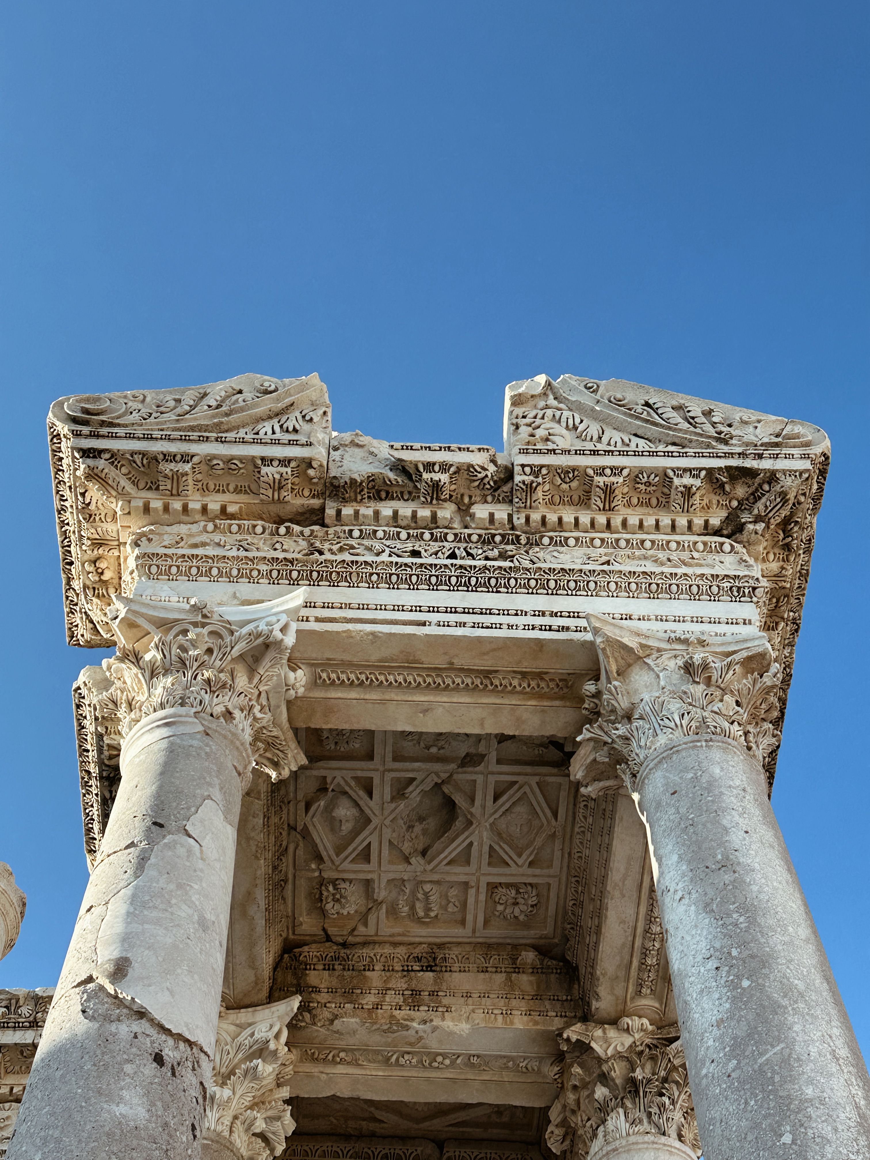 Ancient Roman Architectural Ruins in Burdur · Free Stock Photo