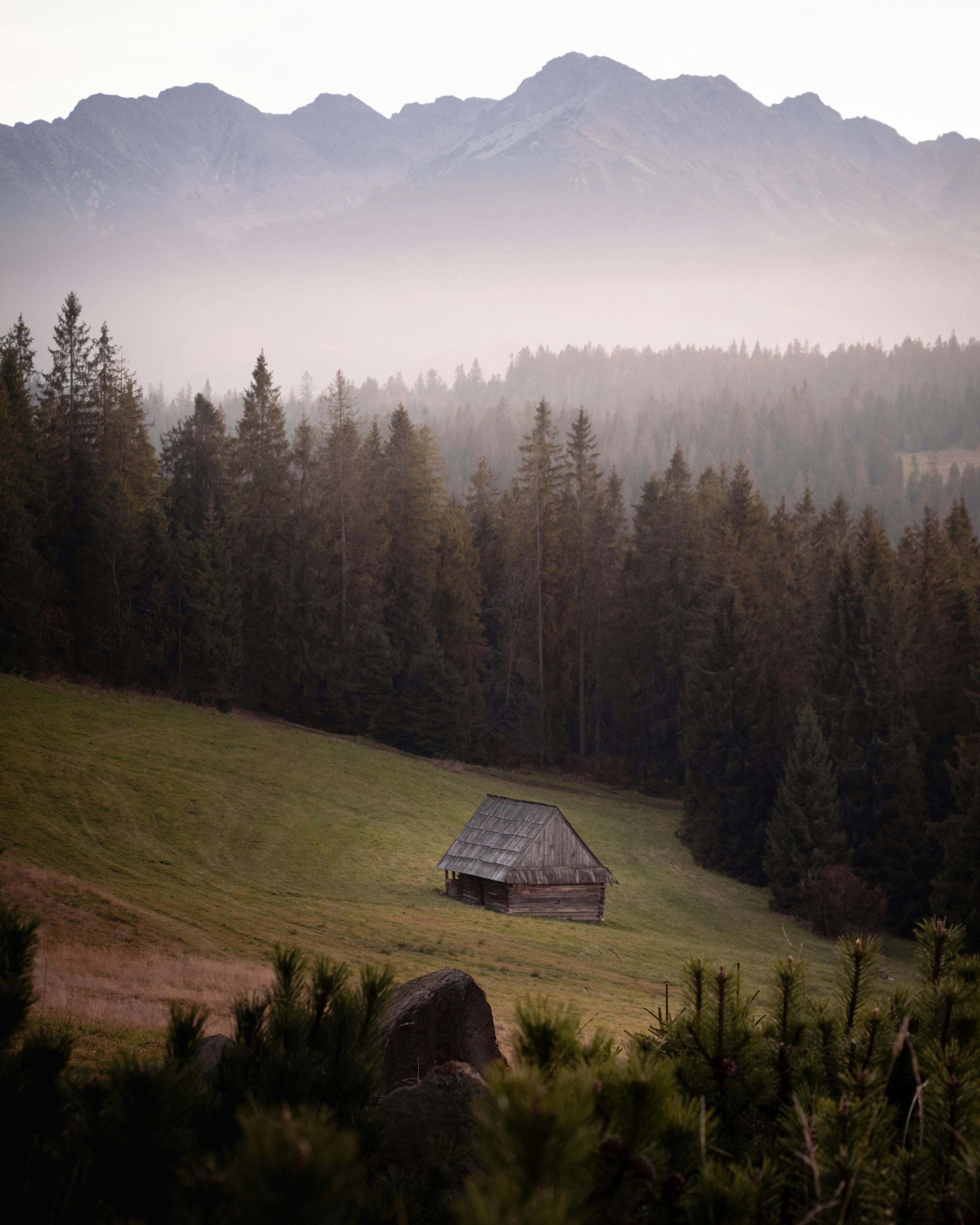 Scenic Mountain Cabin in Tatra Mountains Poland · Free Stock Photo