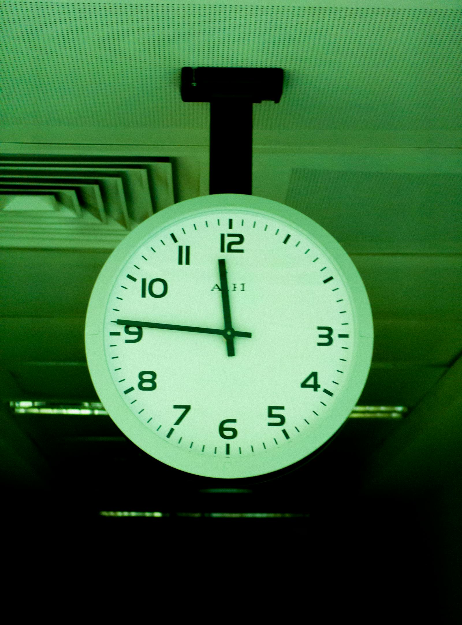 Clock Face Photos, Download The BEST Free Clock Face Stock Photos & HD ...