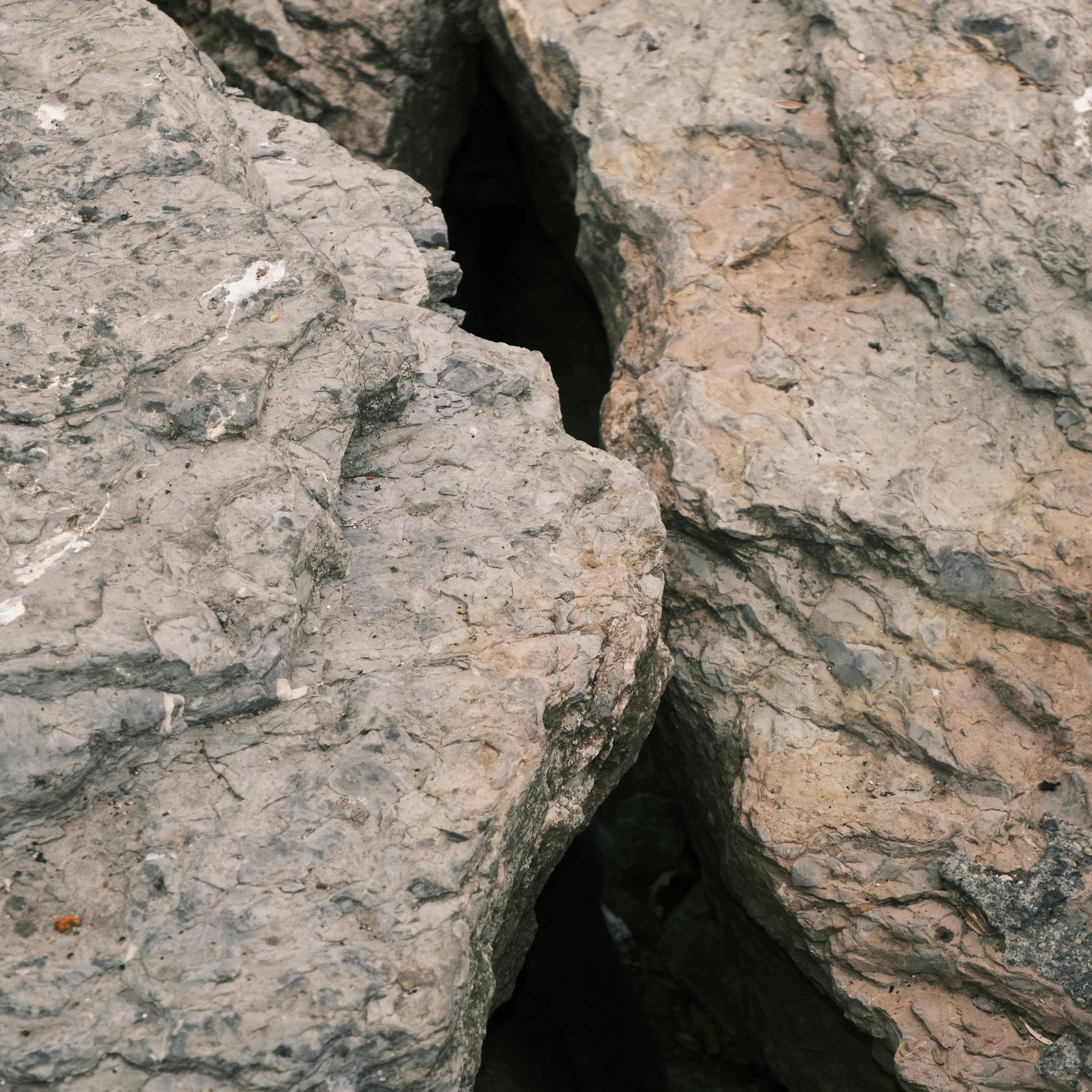 Close-Up of Weathered Rock Formation · Free Stock Photo