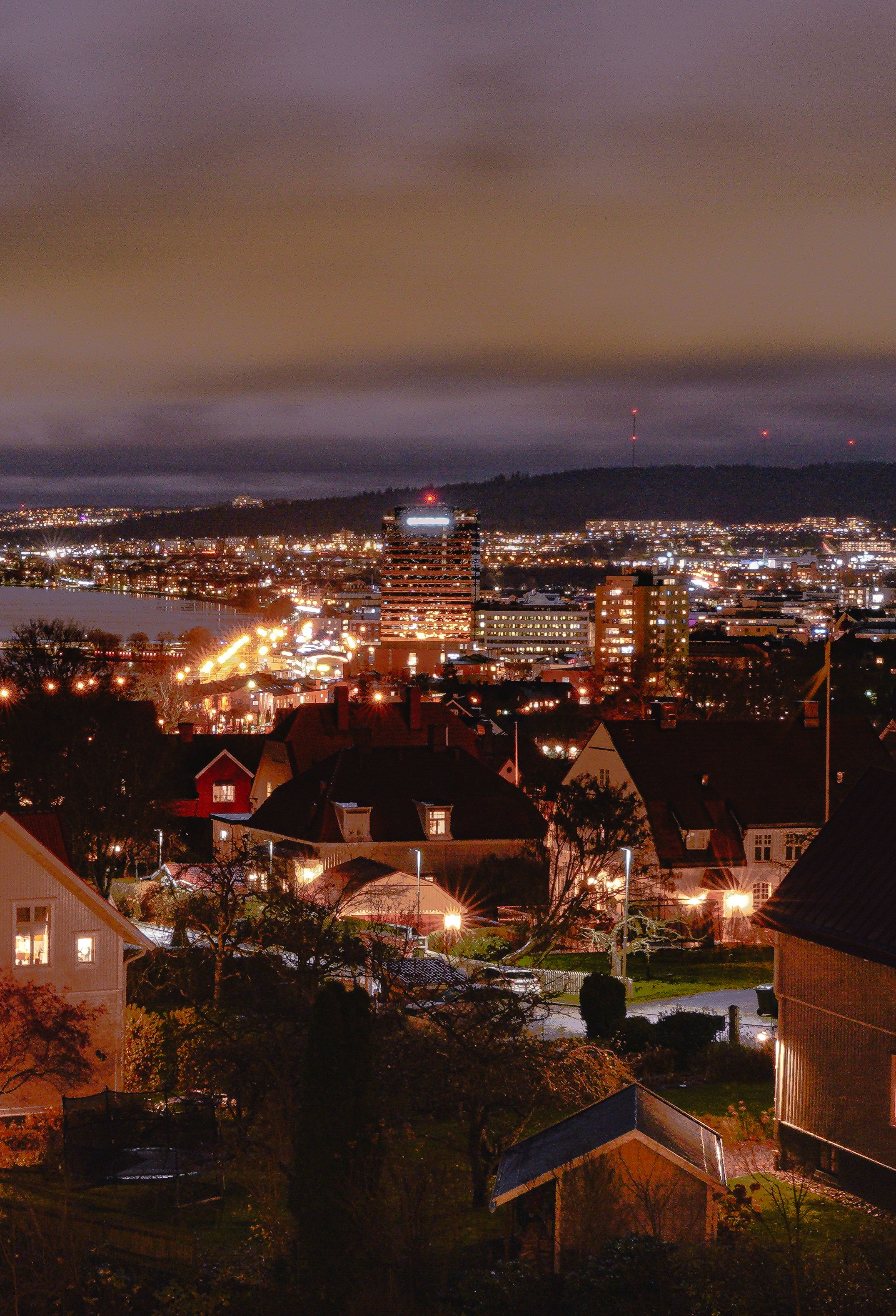 Stunning Night View of Jönköping Cityscape · Free Stock Photo