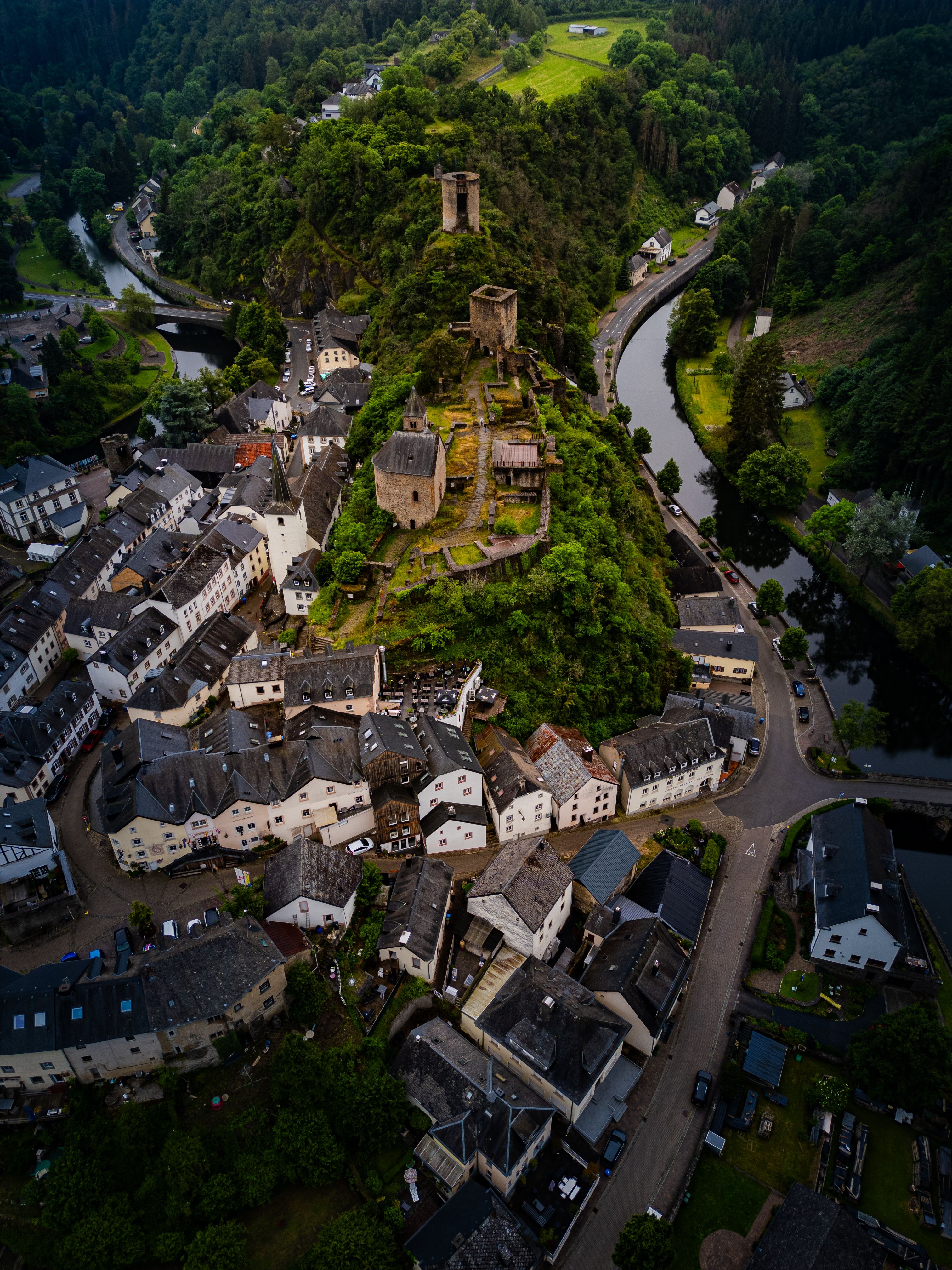 Vista Aérea Da Paisagem Do Antigo Castelo De Luxemburgo · Foto ...