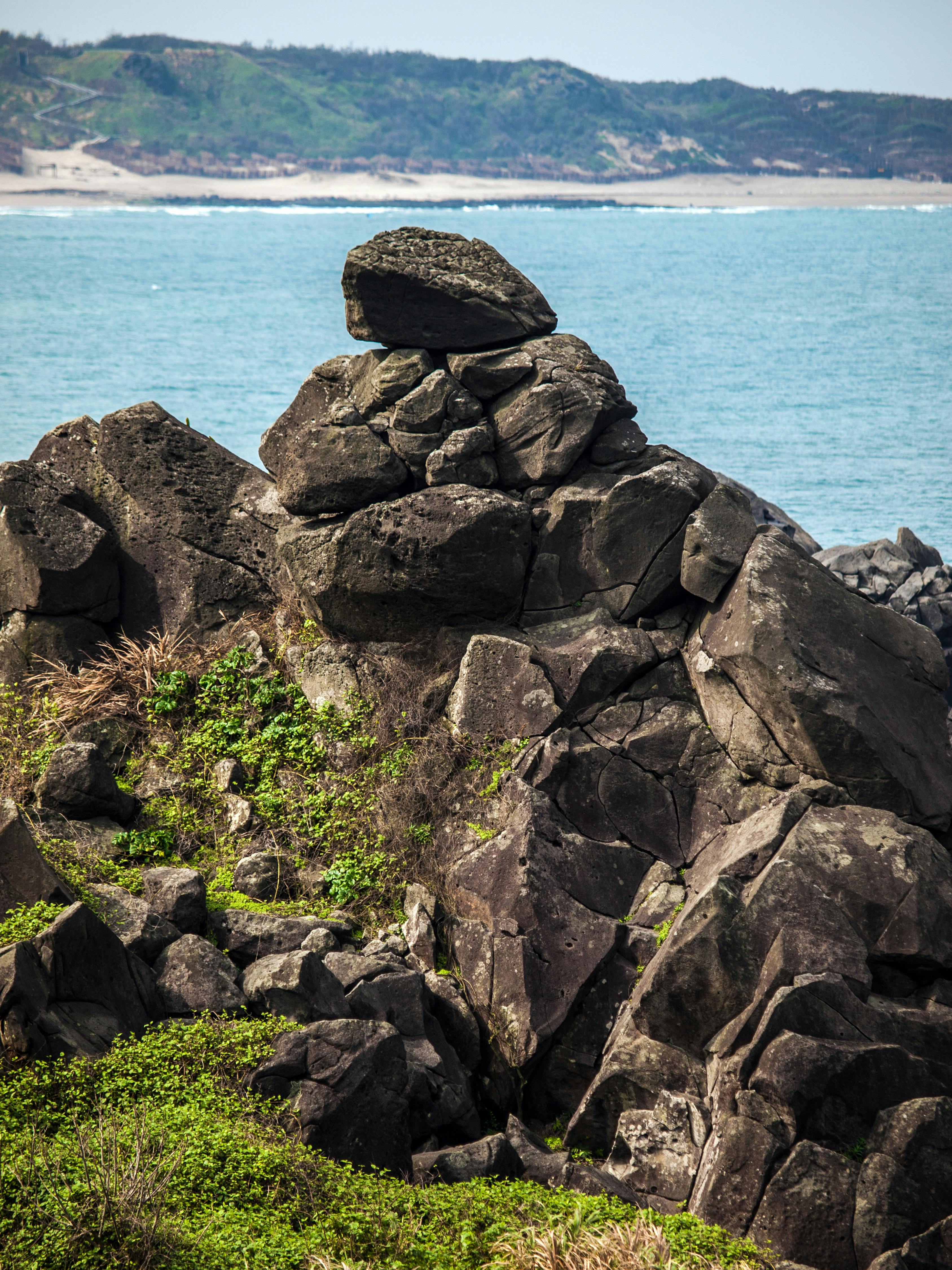 Coastal Rock Formation with Ocean View · Free Stock Photo