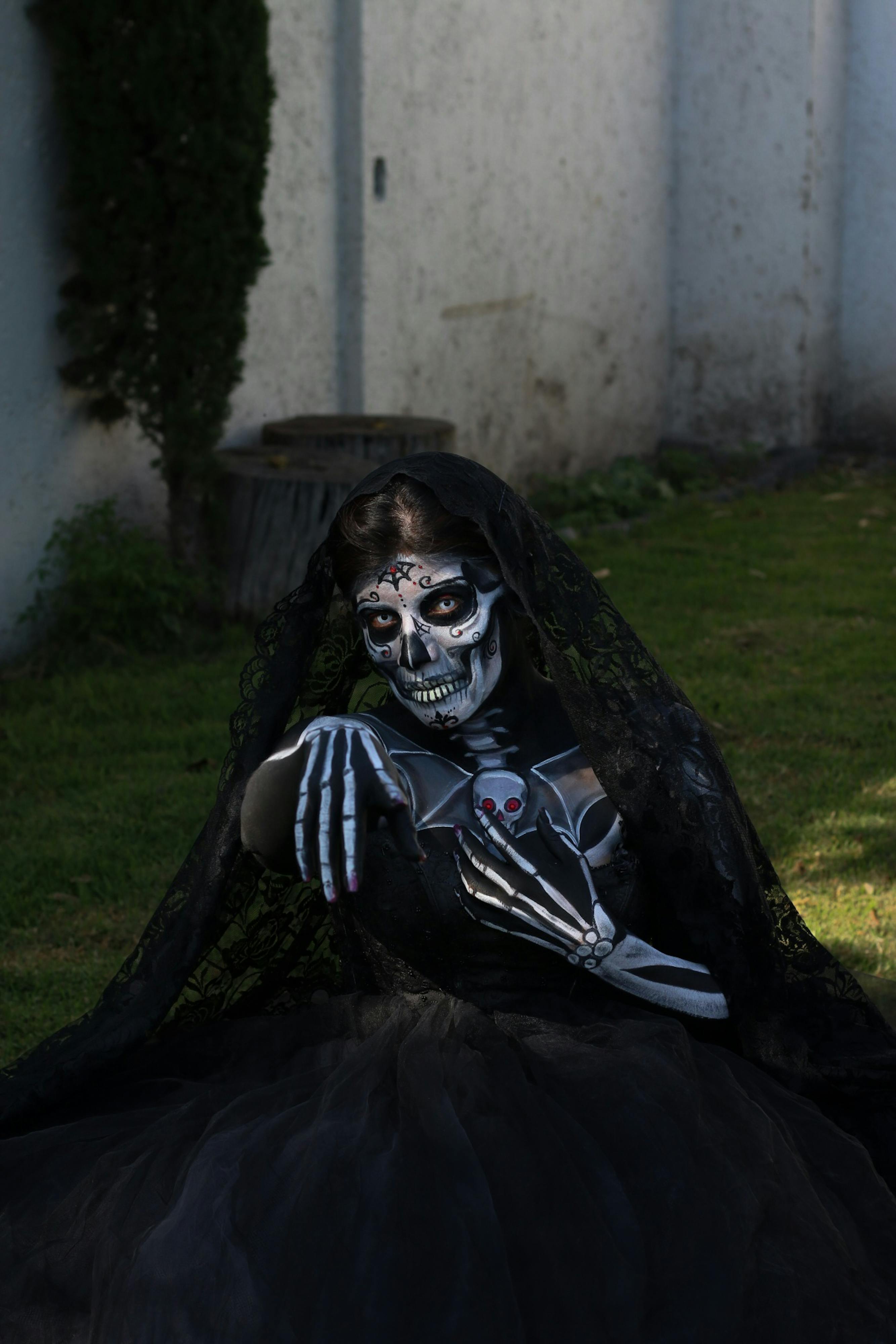 Foto de stock gratuita sobre al aire libre, artístico, aterrador, baile ...