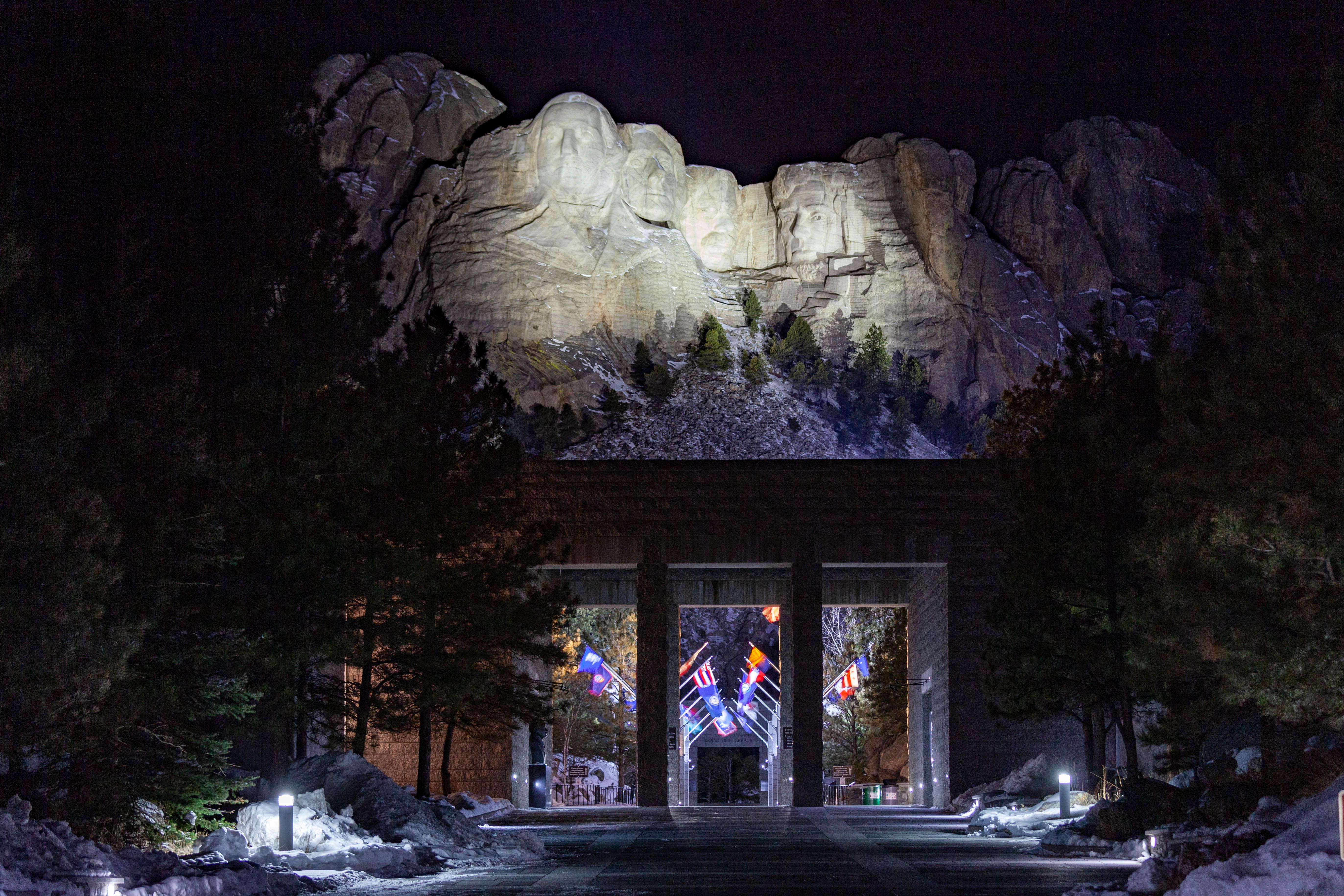 Mount Rushmore National Memorial at Night · Free Stock Photo