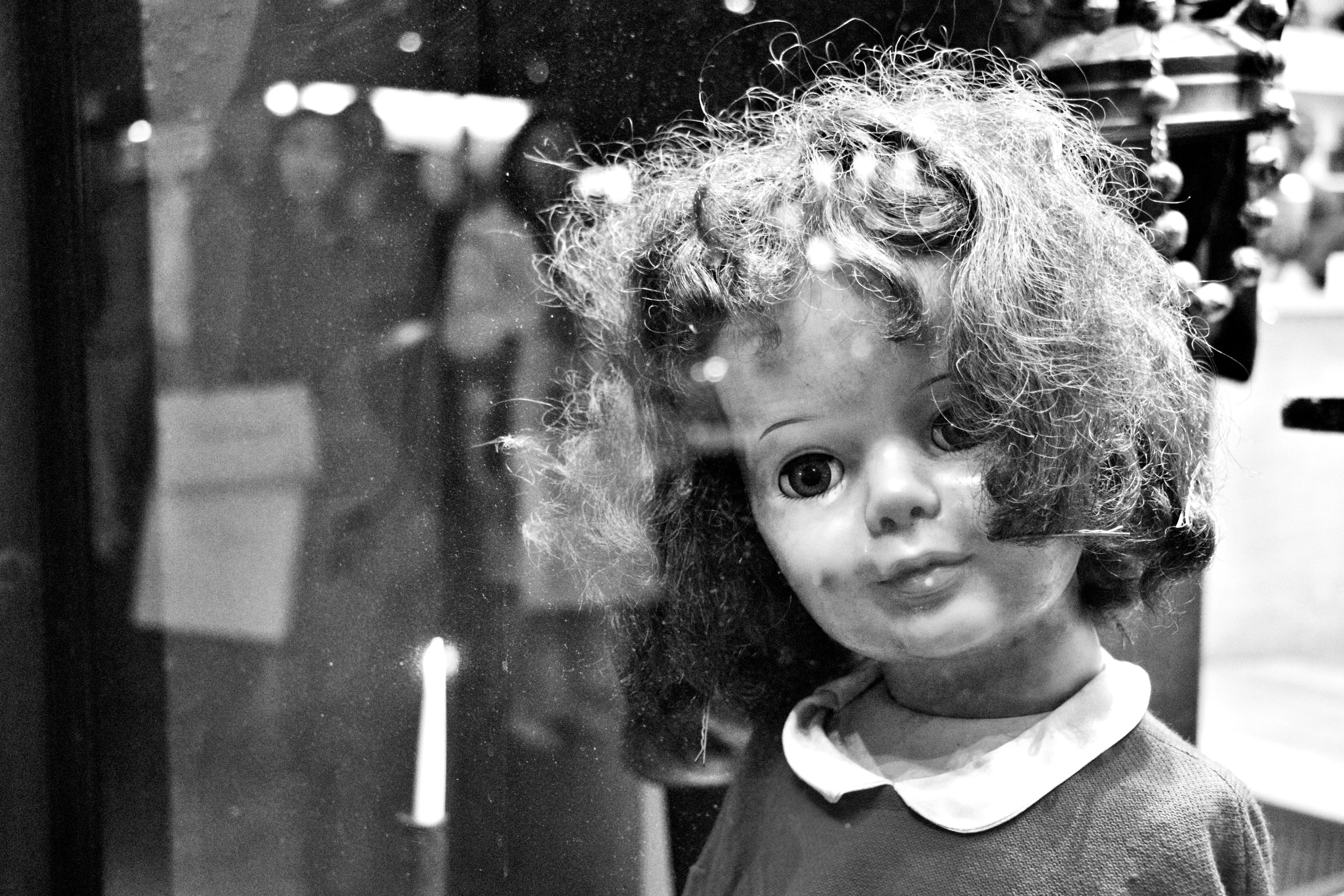 Vintage Creepy Doll Behind Glass in New York · Free Stock Photo