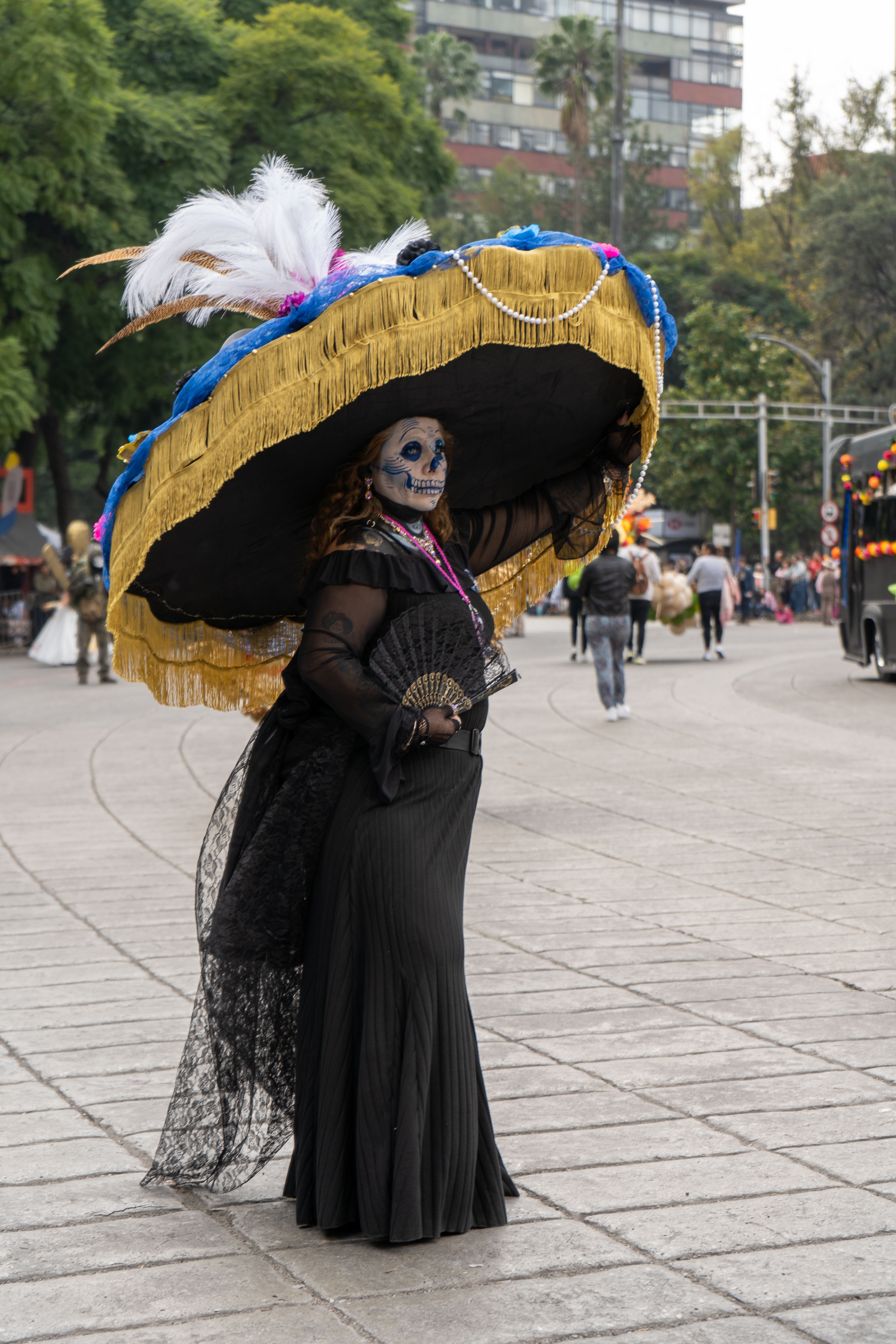 Elegant Catrina in Vibrant Traditional Costume · Free Stock Photo
