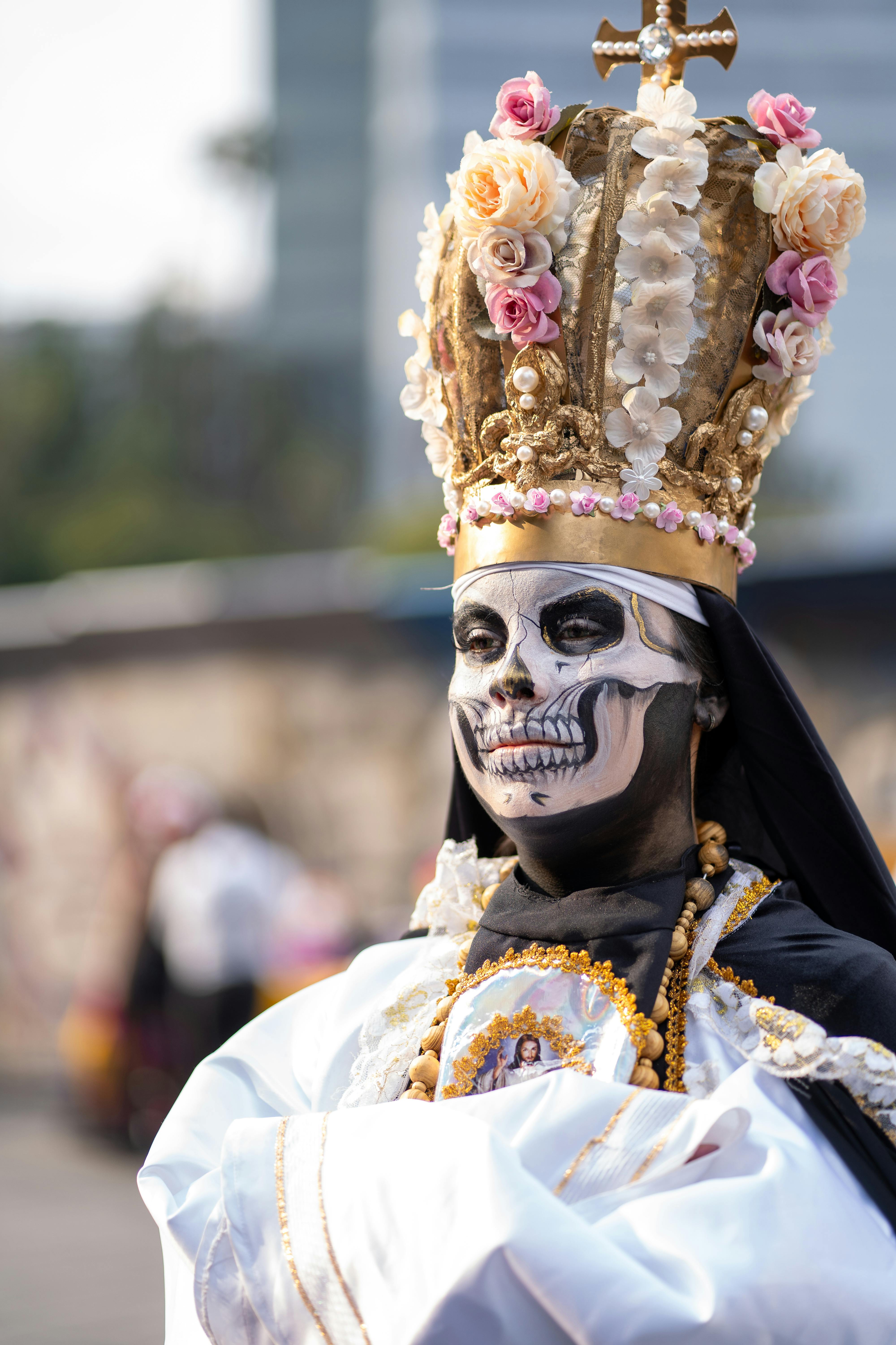 Traditional Catrina Costume in Mexico City Festival · Free Stock Photo
