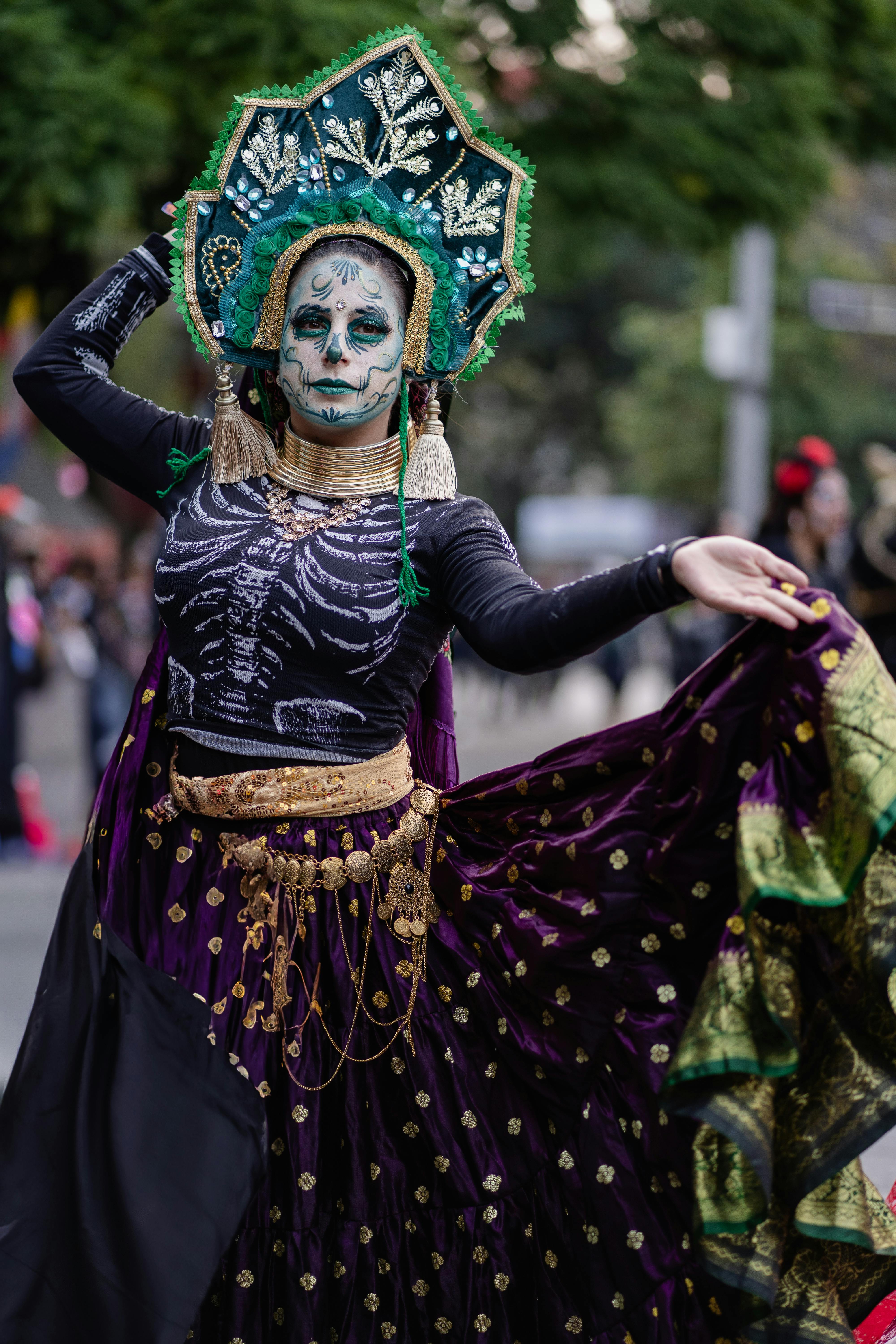 Vibrant Catrina Costume in Mexico City Parade · Free Stock Photo