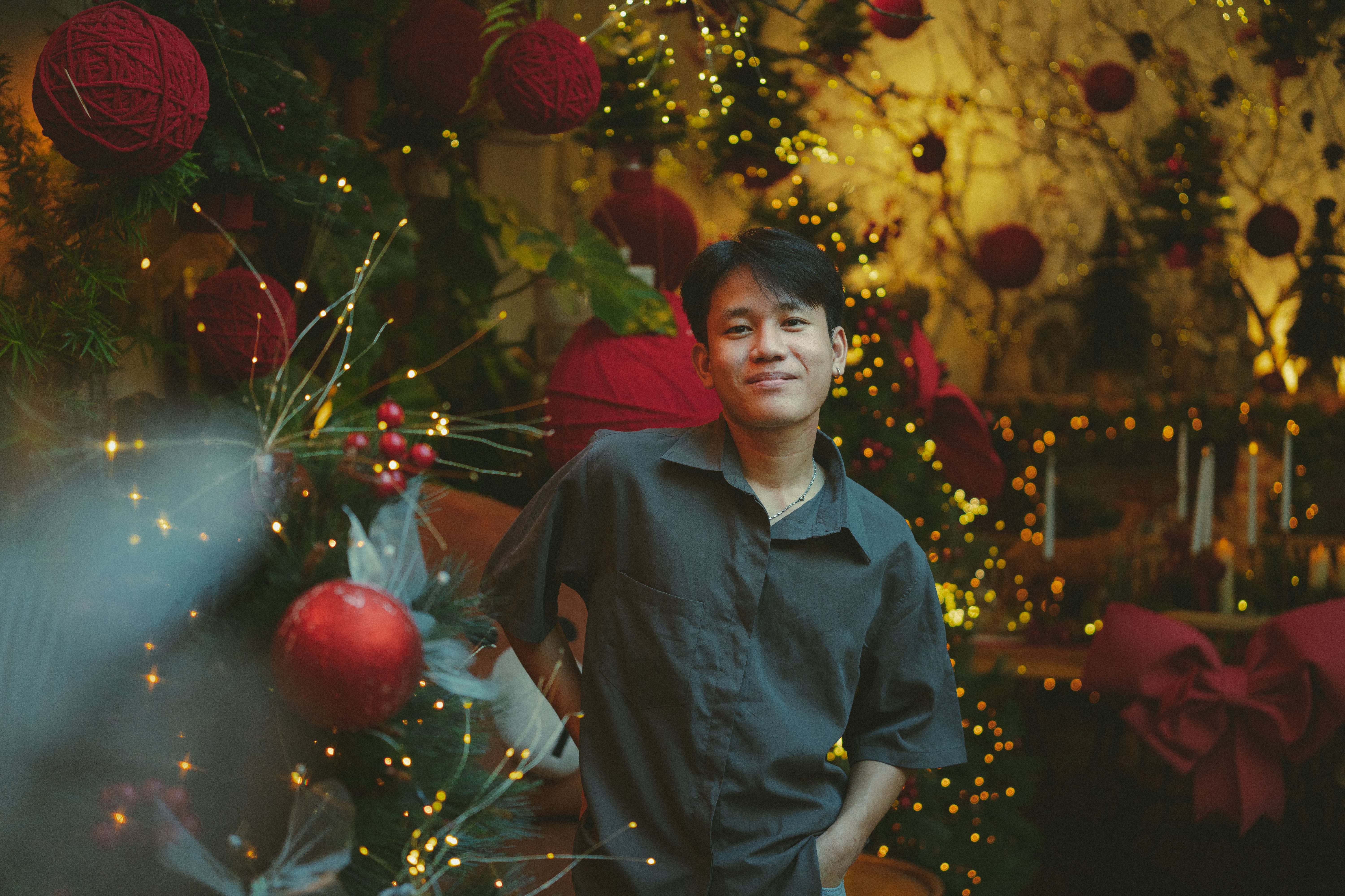 Festive Christmas Portrait in Ho Chi Minh City · Free Stock Photo