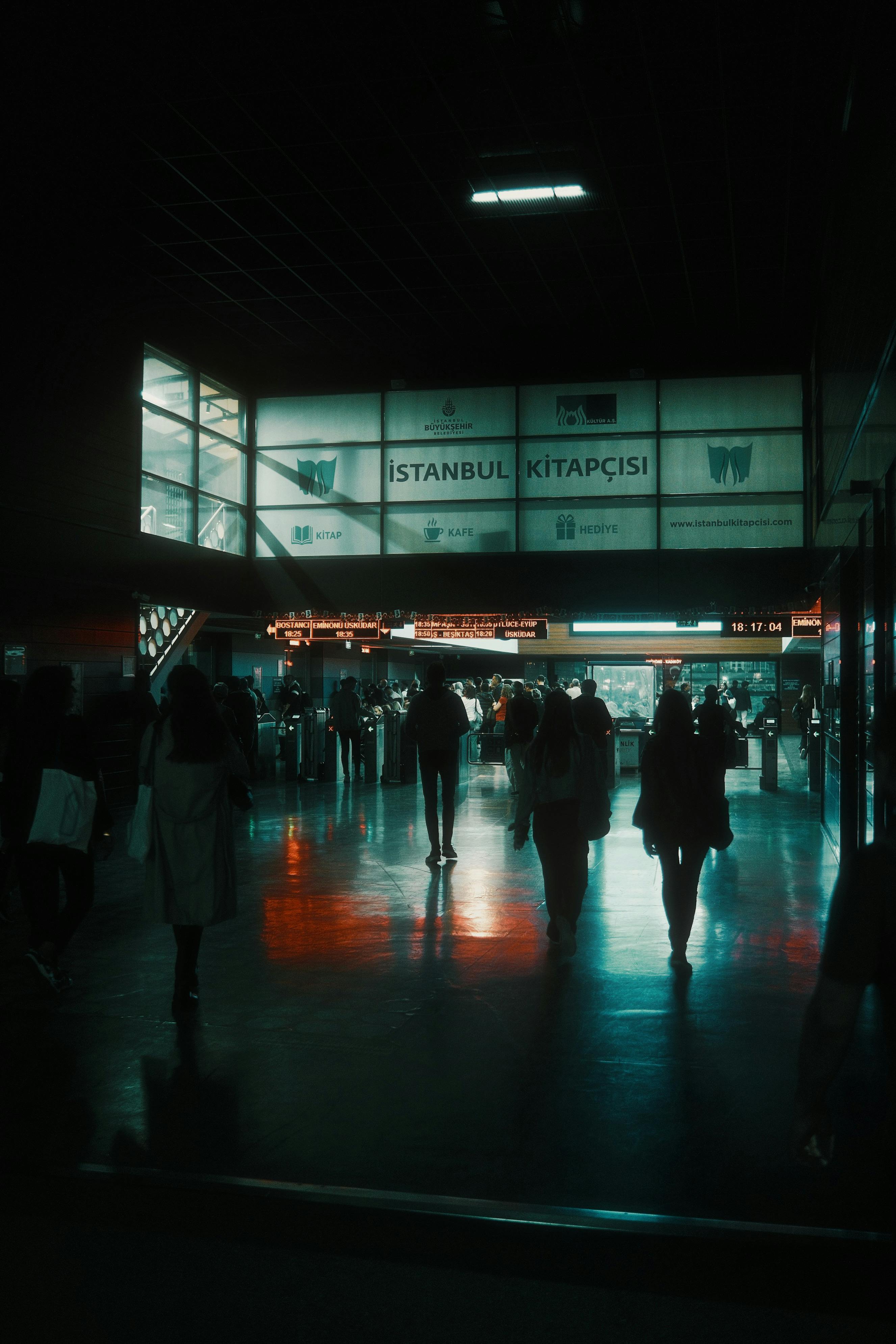 Station Movement Photos, Download The BEST Free Station Movement Stock ...