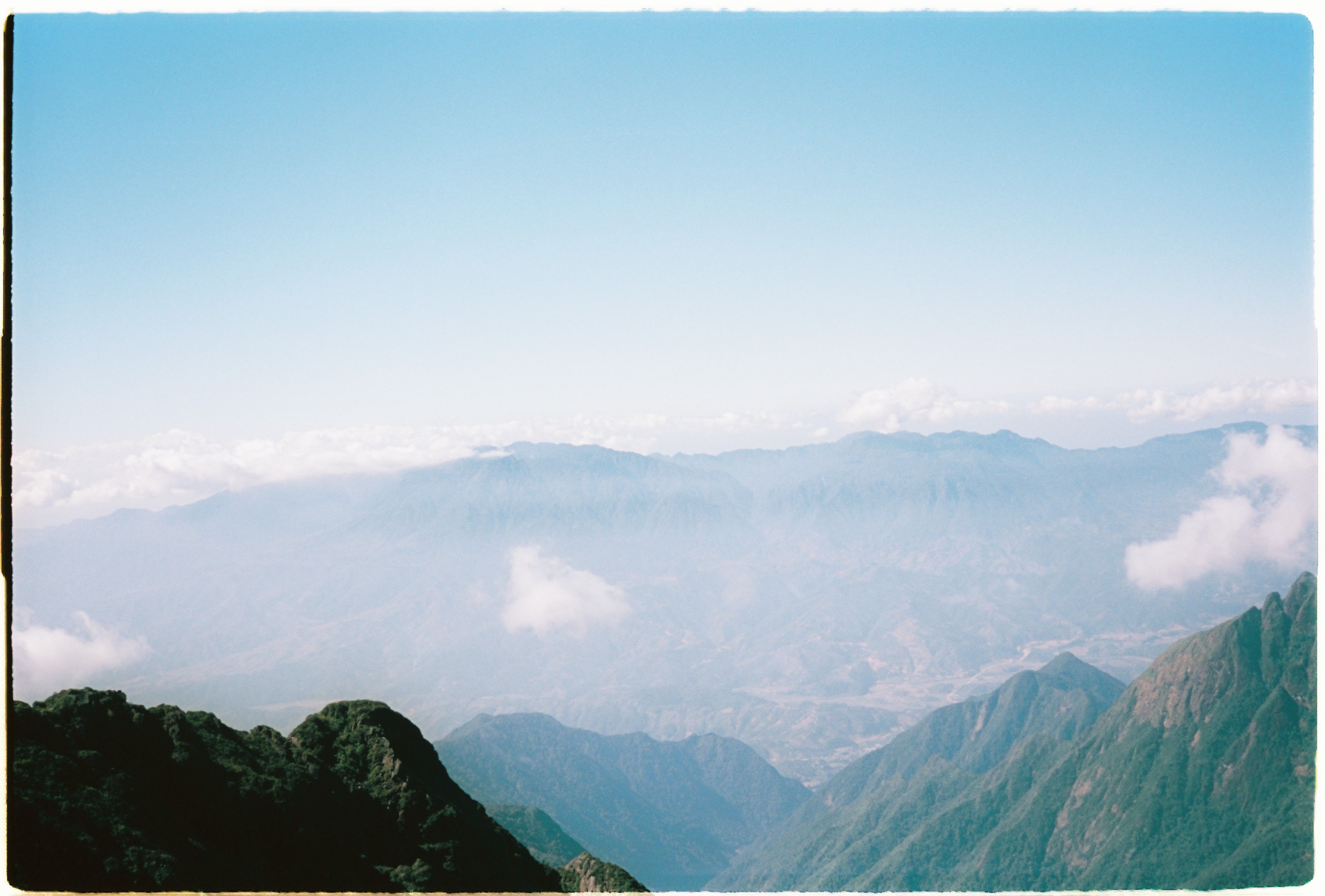 Stunning Fansipan Mountain View in Vietnam · Free Stock Photo
