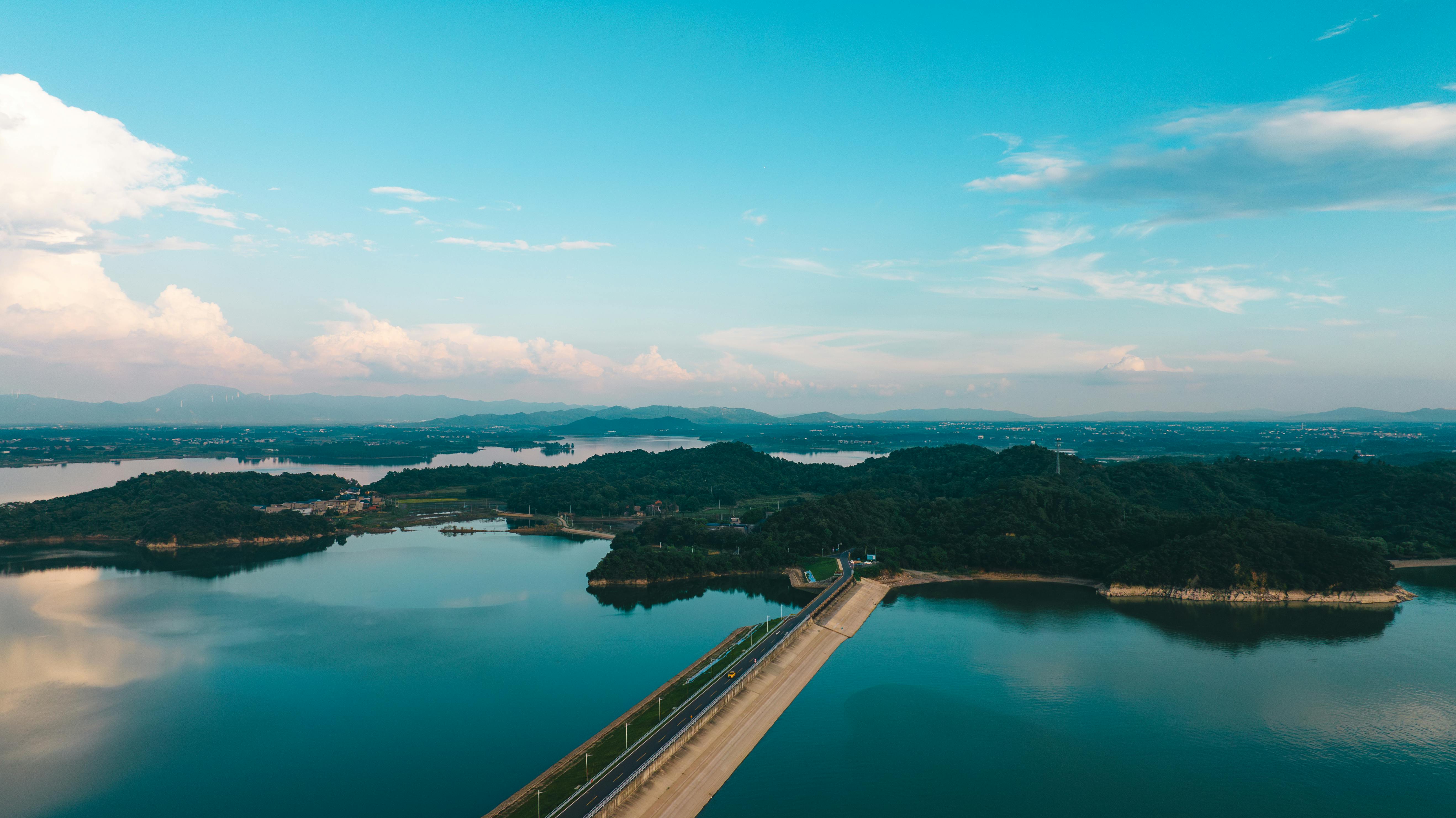 Aerial View of Bridge over Poyang Lake, China · Free Stock Photo